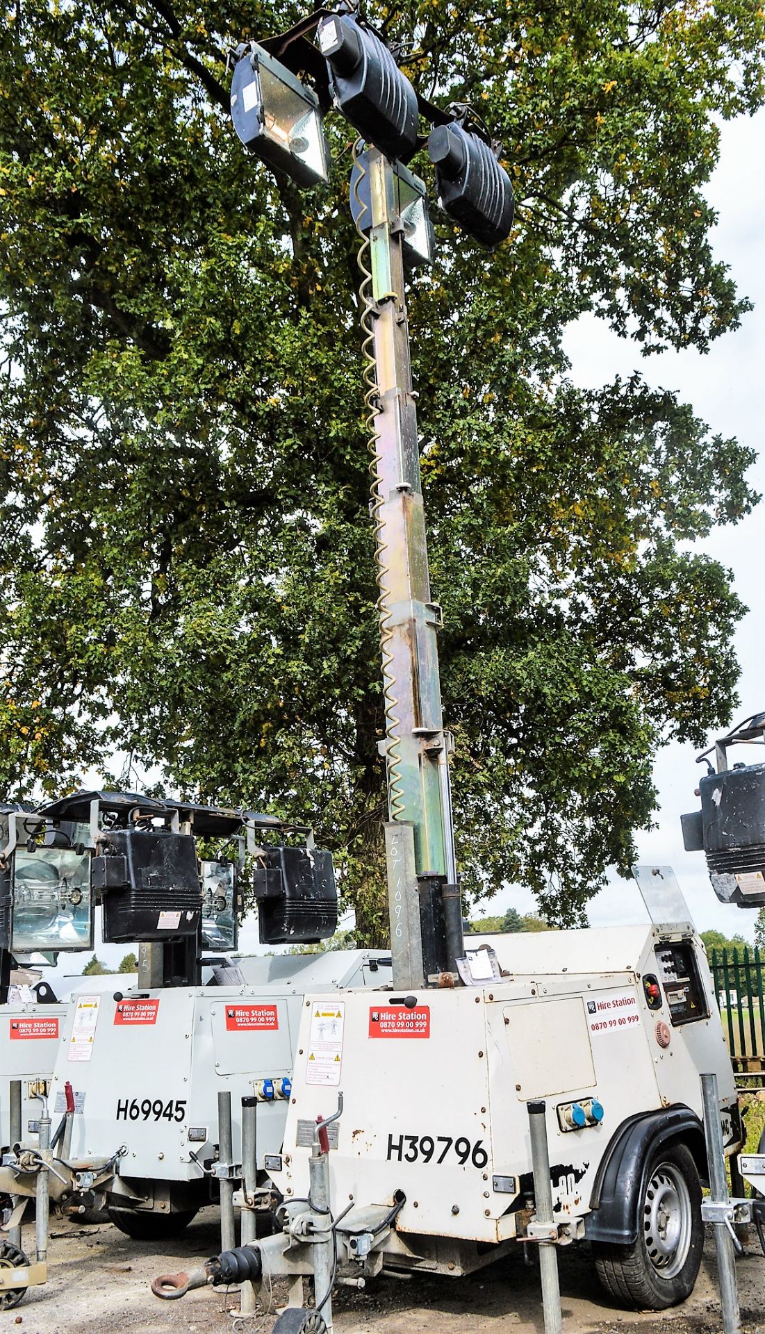 SMC TL90 diesel driven mobile lighting tower Year: 2006 S/N: 0137 ...