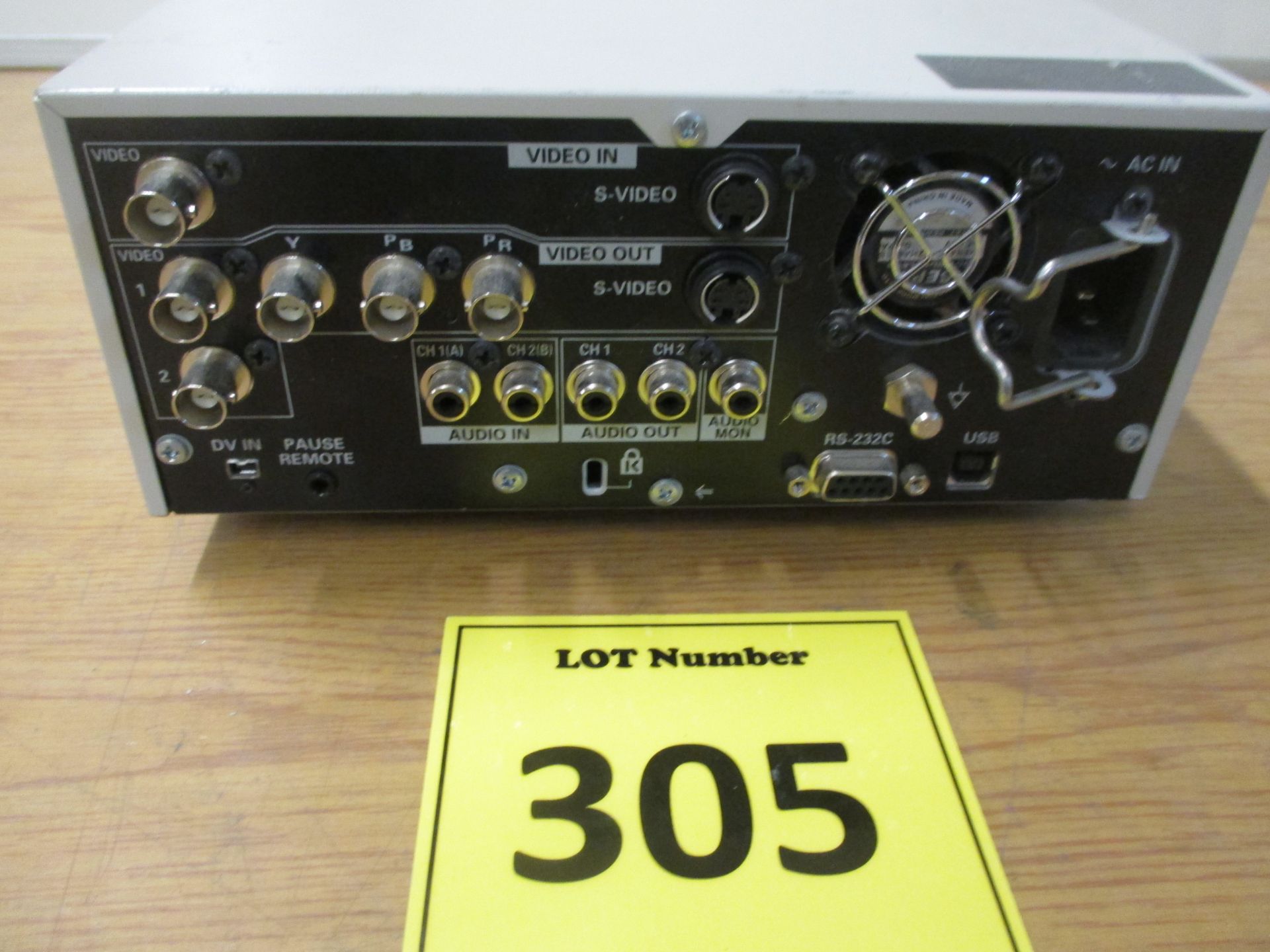 PANASONIC LQ-MD800E MEDICAL GRADE DVD VIDEO RECORDER / READER.