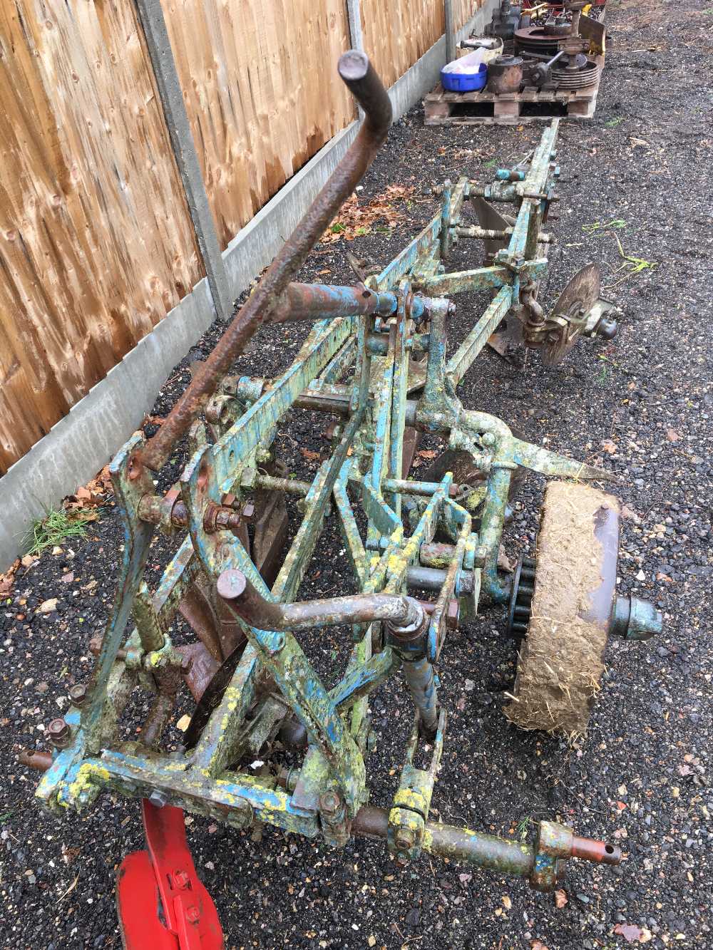 Ransome No 15RSLM 3 Furrow Plough, Skimmers, Discs