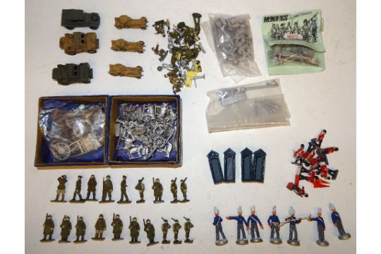 Wargaming figures, 20-25mm scale, Artillery crew, motor vehicles and ...