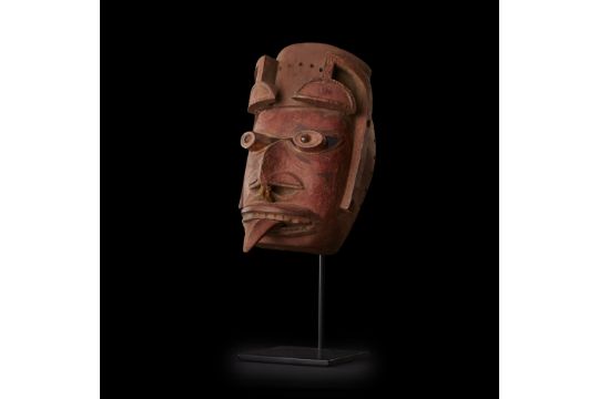 MALAGAN MASK NEW IRELAND 30cm high carved wood, pigment, opercula shell ...