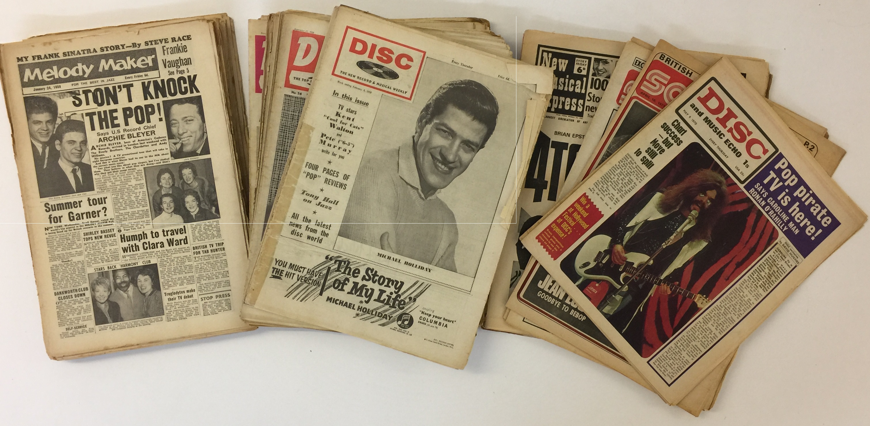 POP NEWSPAPERS - A collection of 86x Pop and Rock newspapers to include ...