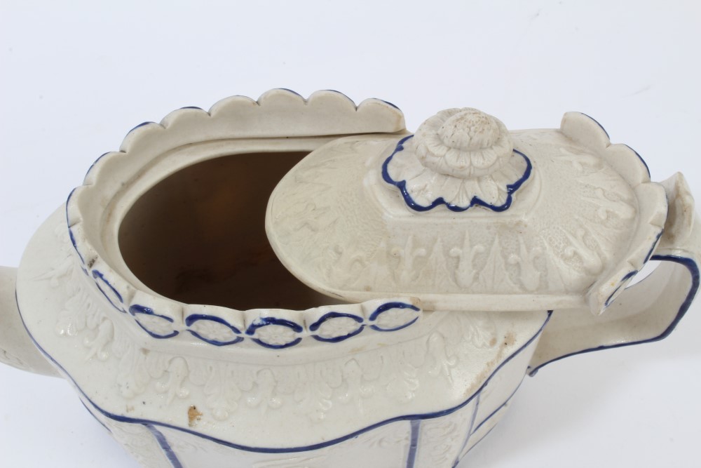 Early 19th century Castleford-type moulded teapot and cover and lot ...