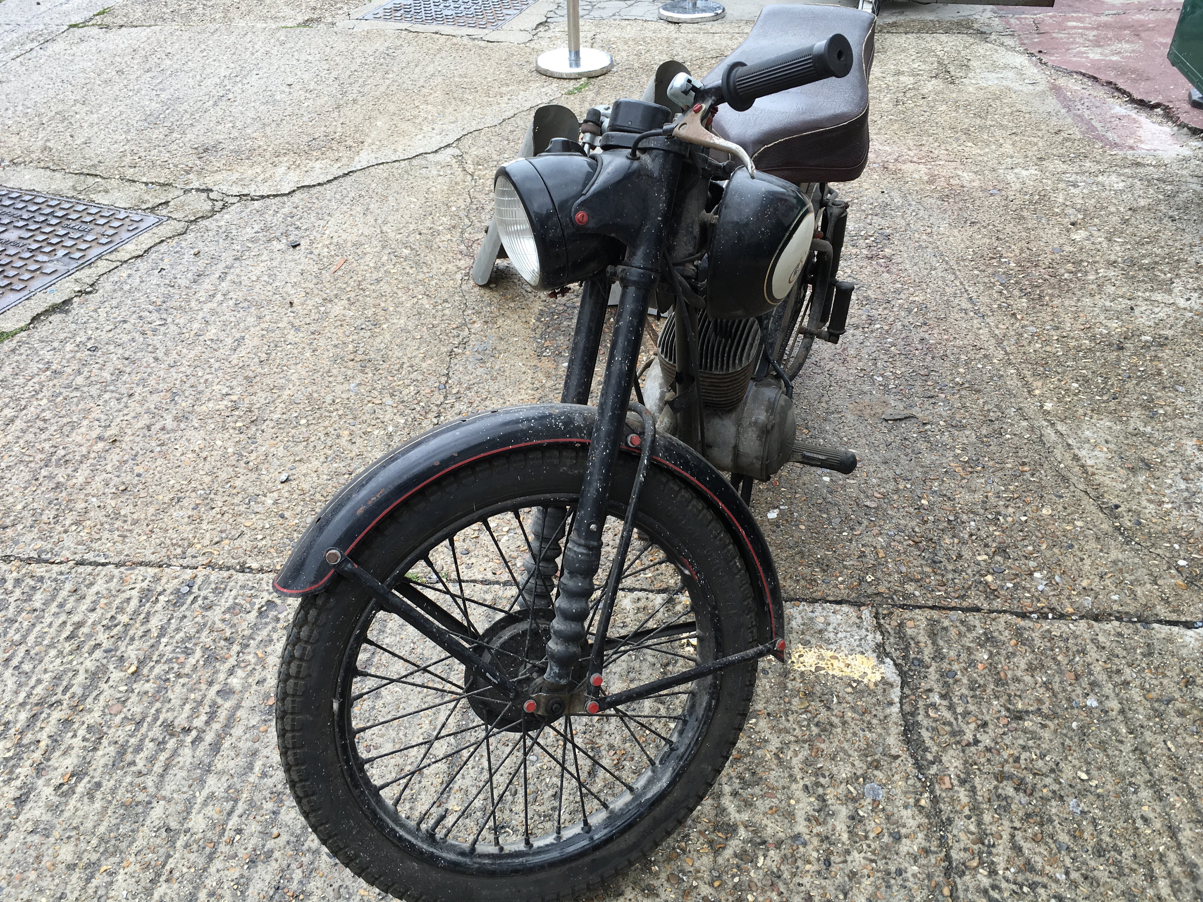 A rare 1956 GPO Telegram BSA Bantam D1 125cc Motorcycle (D1 engine ...