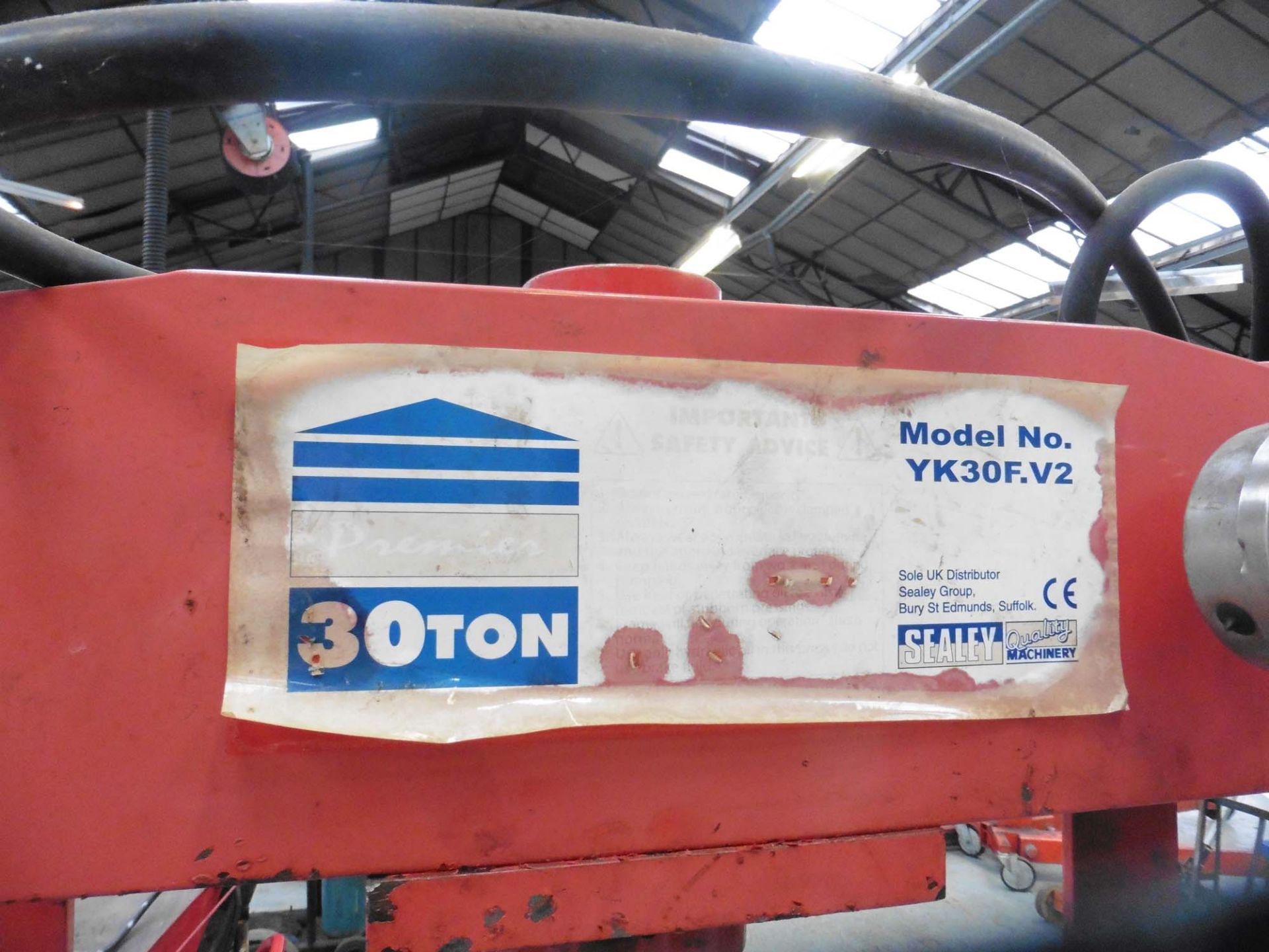 Sealey YK30F.V2 30 tonnes bearing press