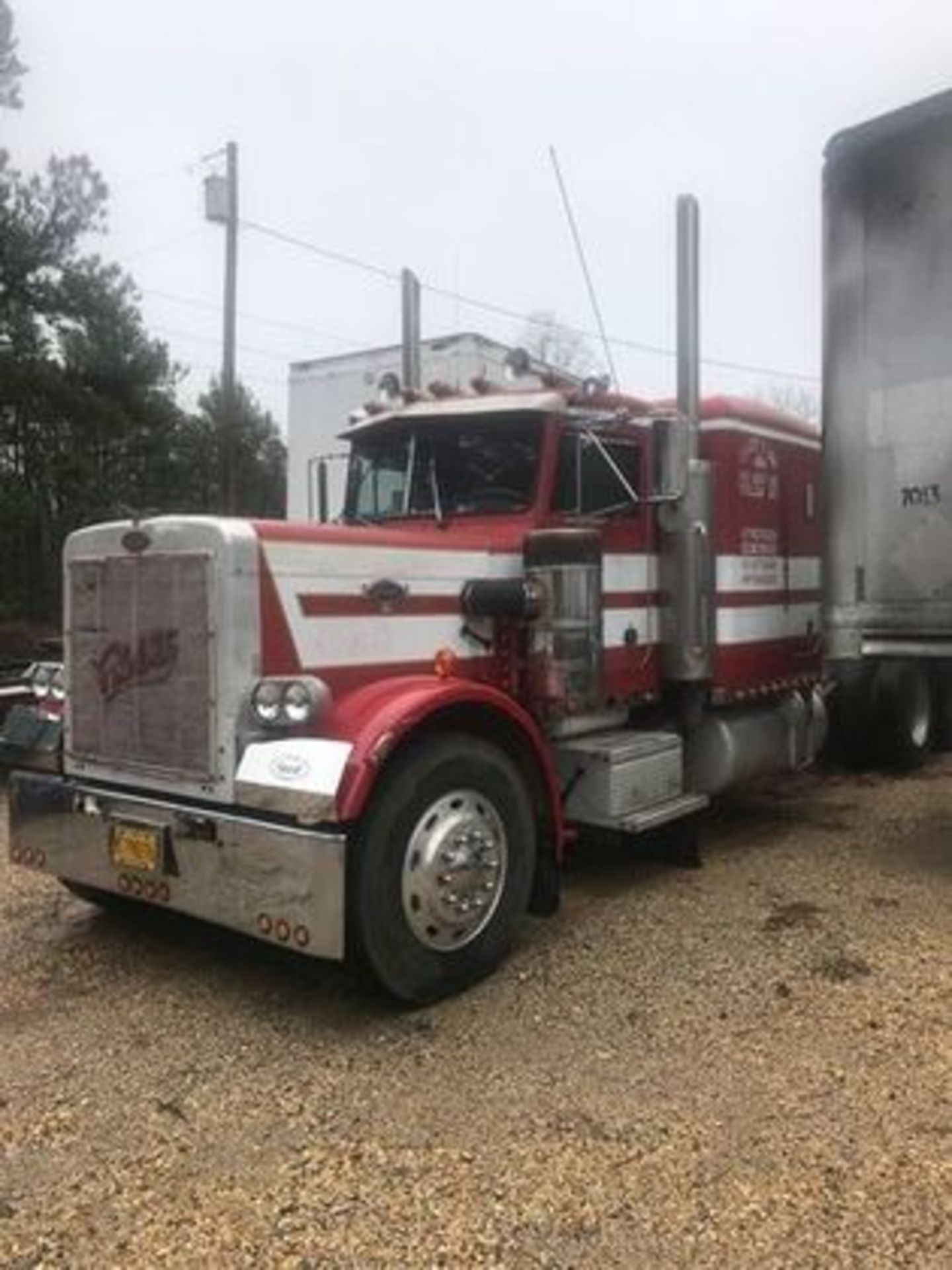 1984 Peterbilt 400 Cummins, 13 Speed Transmission, Sleeper