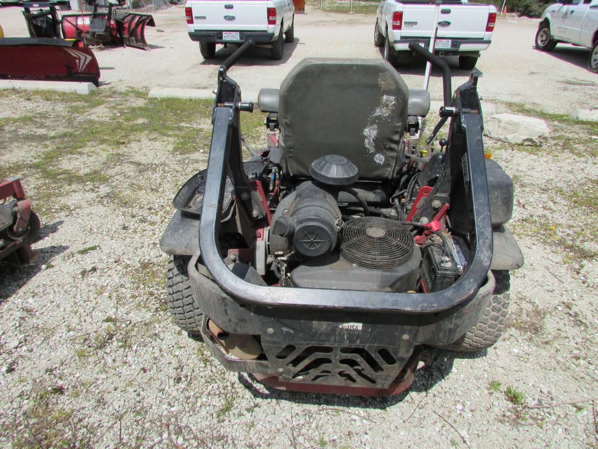 2014 Toro 74925 Z Master Sit-Down Rider Type Commercial Lawn Mower Zero ...