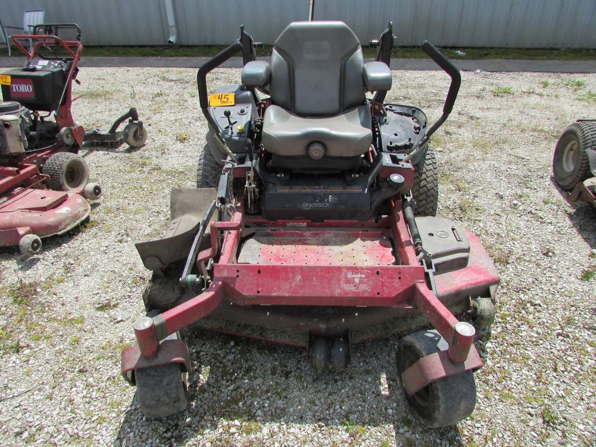 2014 Toro 74925 Z Master Sit-Down Rider Type Commercial Lawn Mower Zero ...
