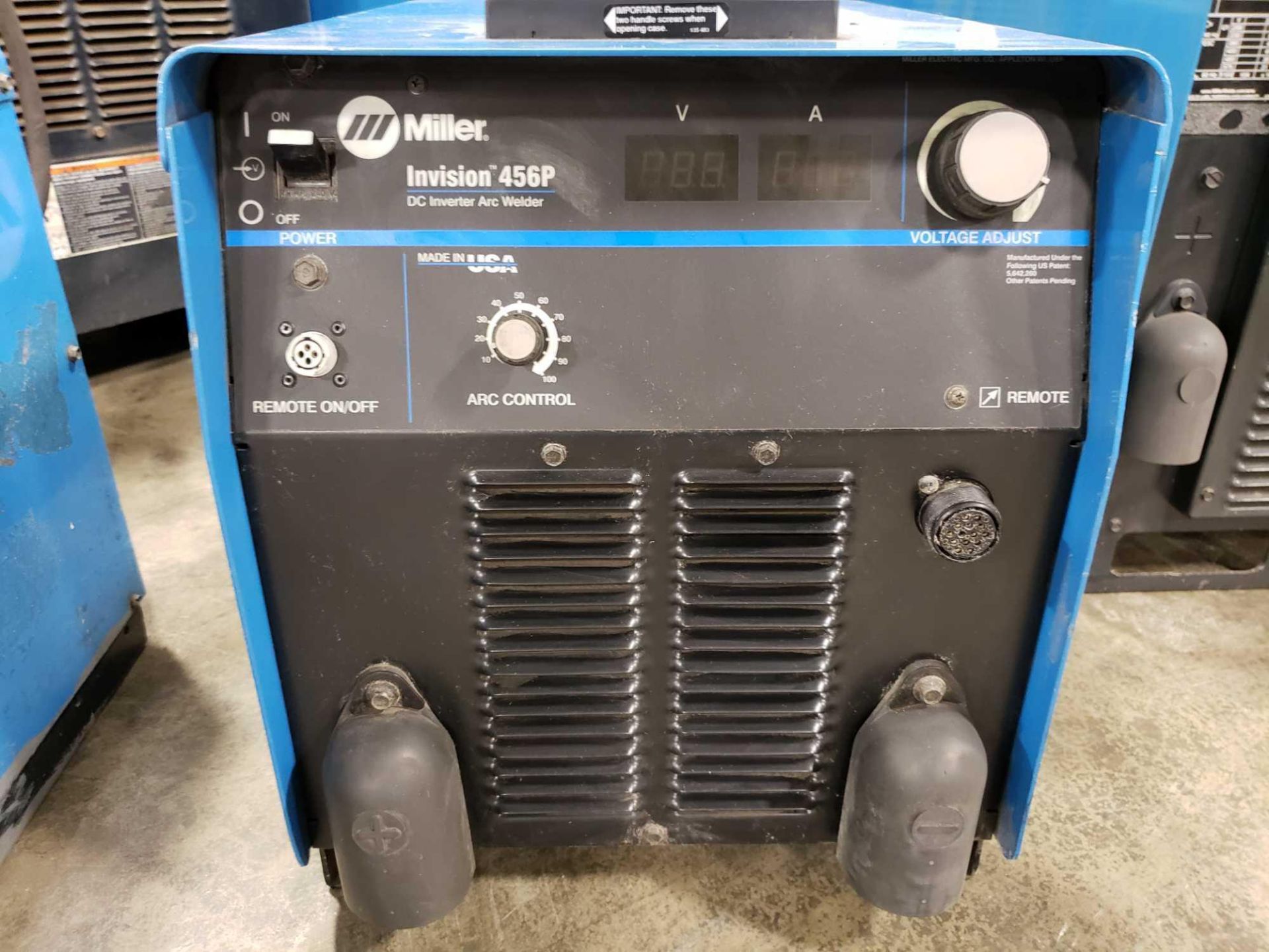 Miller Invision 456P welder model DC Inverter Arc Welder power supply ...