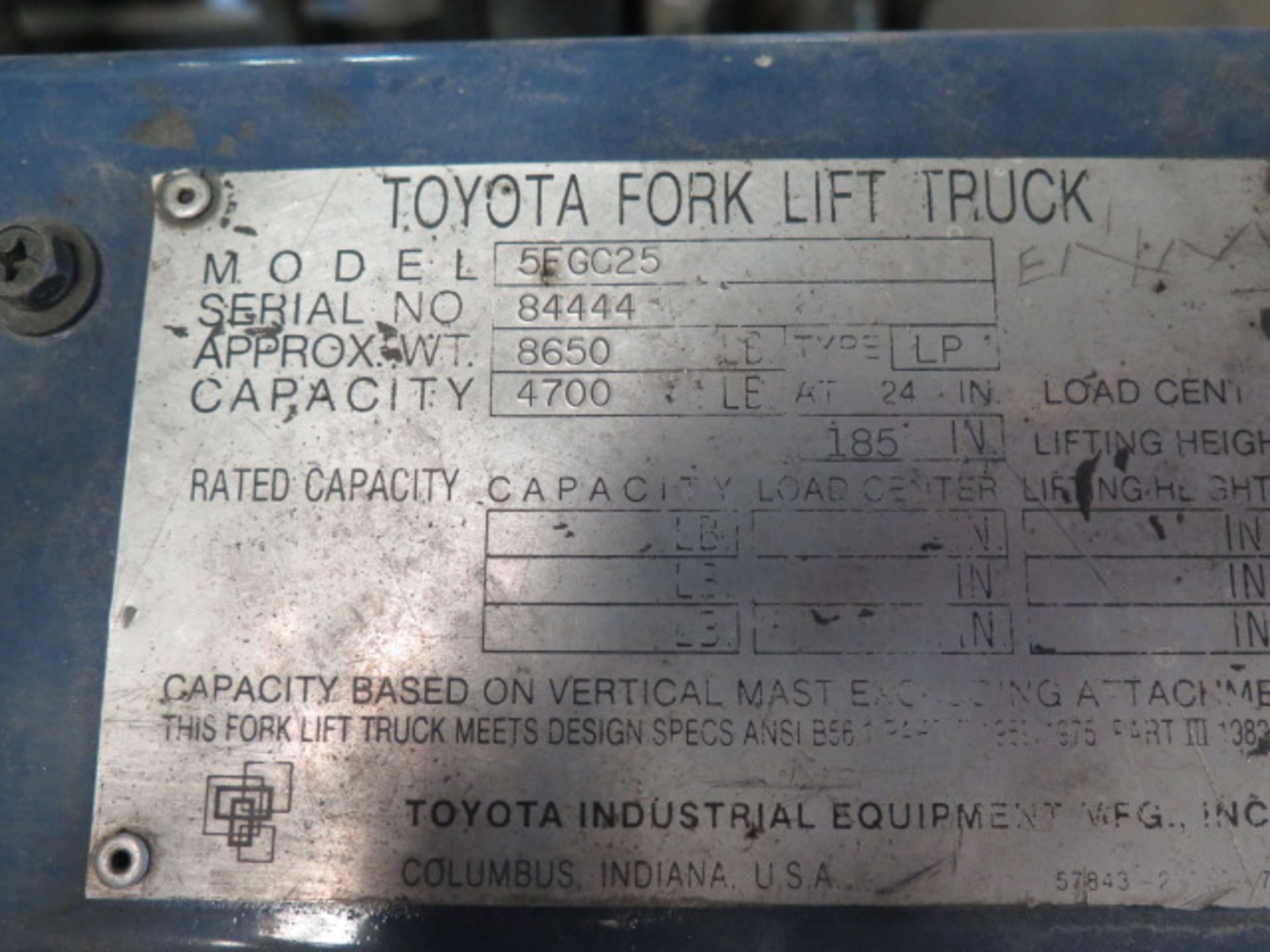 Toyota 5FGC25 5000 Lb Cap LPG Forklift s/n 84444 w/ 3-Stage Mast, 185 ...