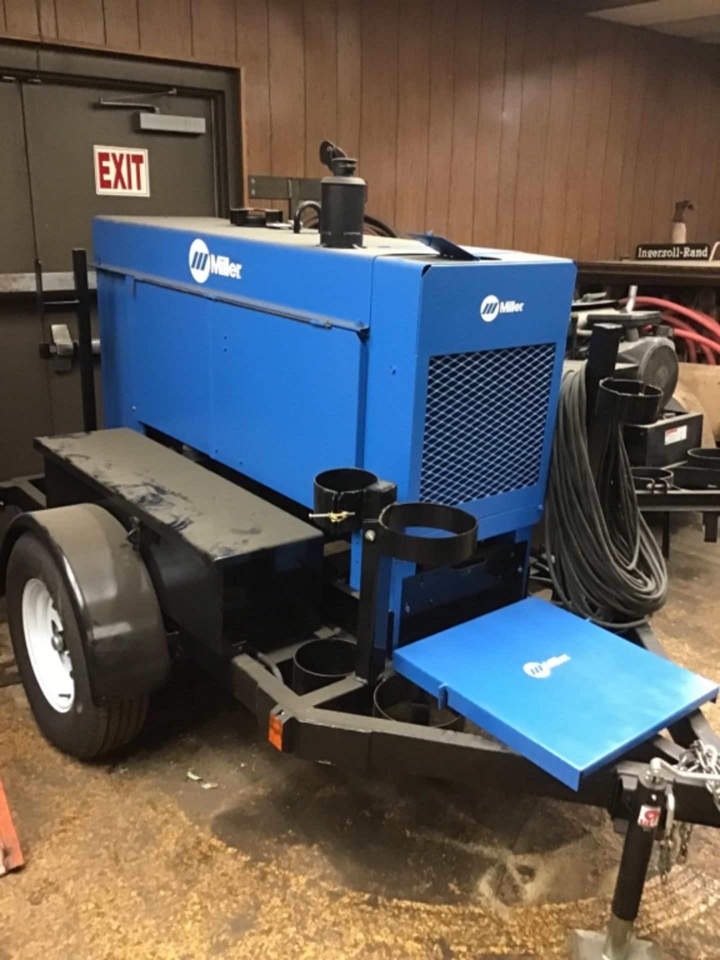 Trailer mounted miller trailblazer 44G, Constant current AC/DC arc ...