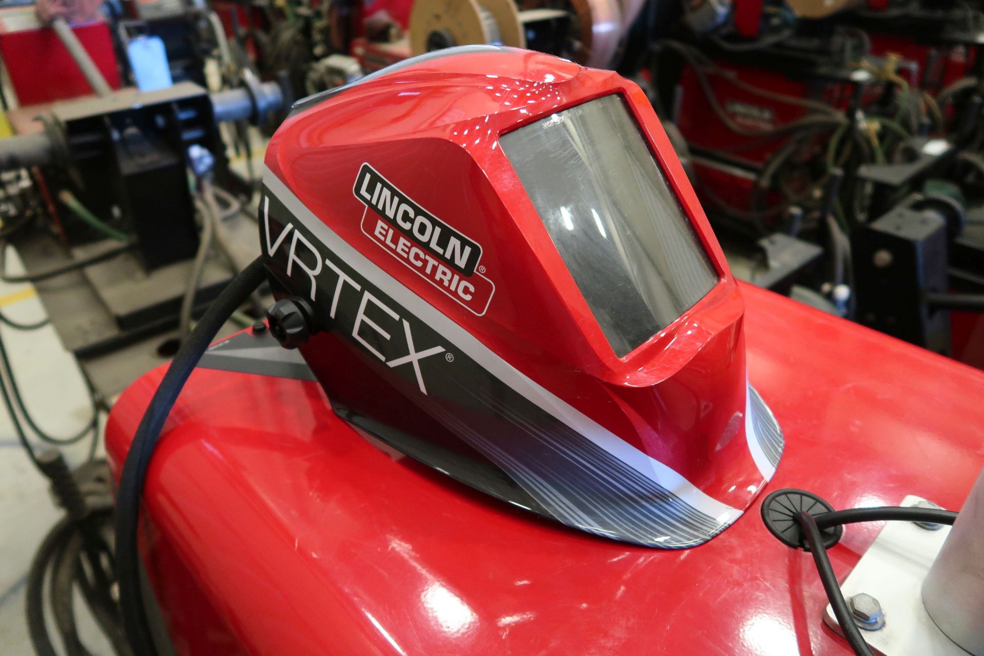 LINCOLN ELECTRIC VRTEX 360 VIRTUAL REALITY ARC WELDING TRAINING MACHINE ...