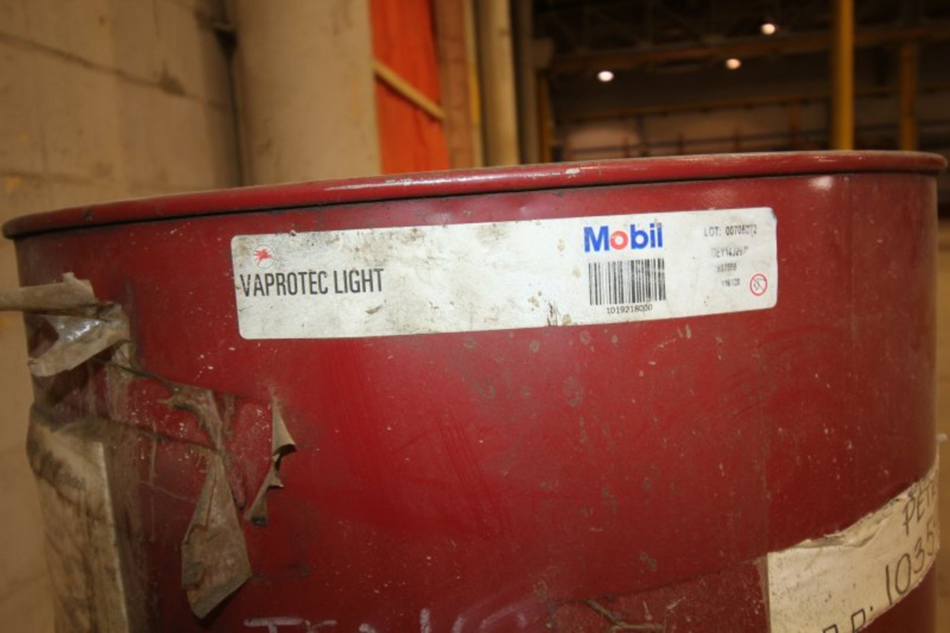NEW 45 GAL DRUM MOBIL HYDRAULIC OIL VAPROTEC LIGHT