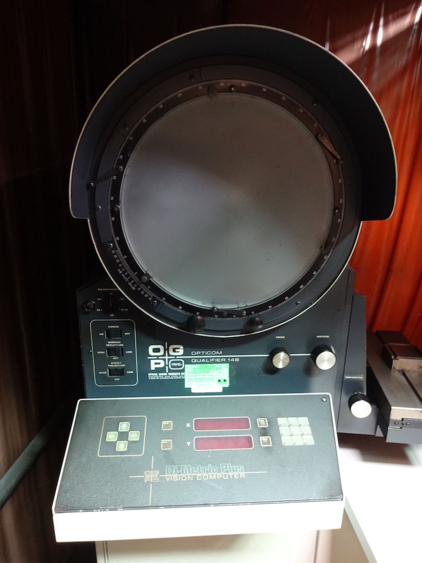 OGP 14 in. Opticom Qualifier Model 14B Optical Comparator