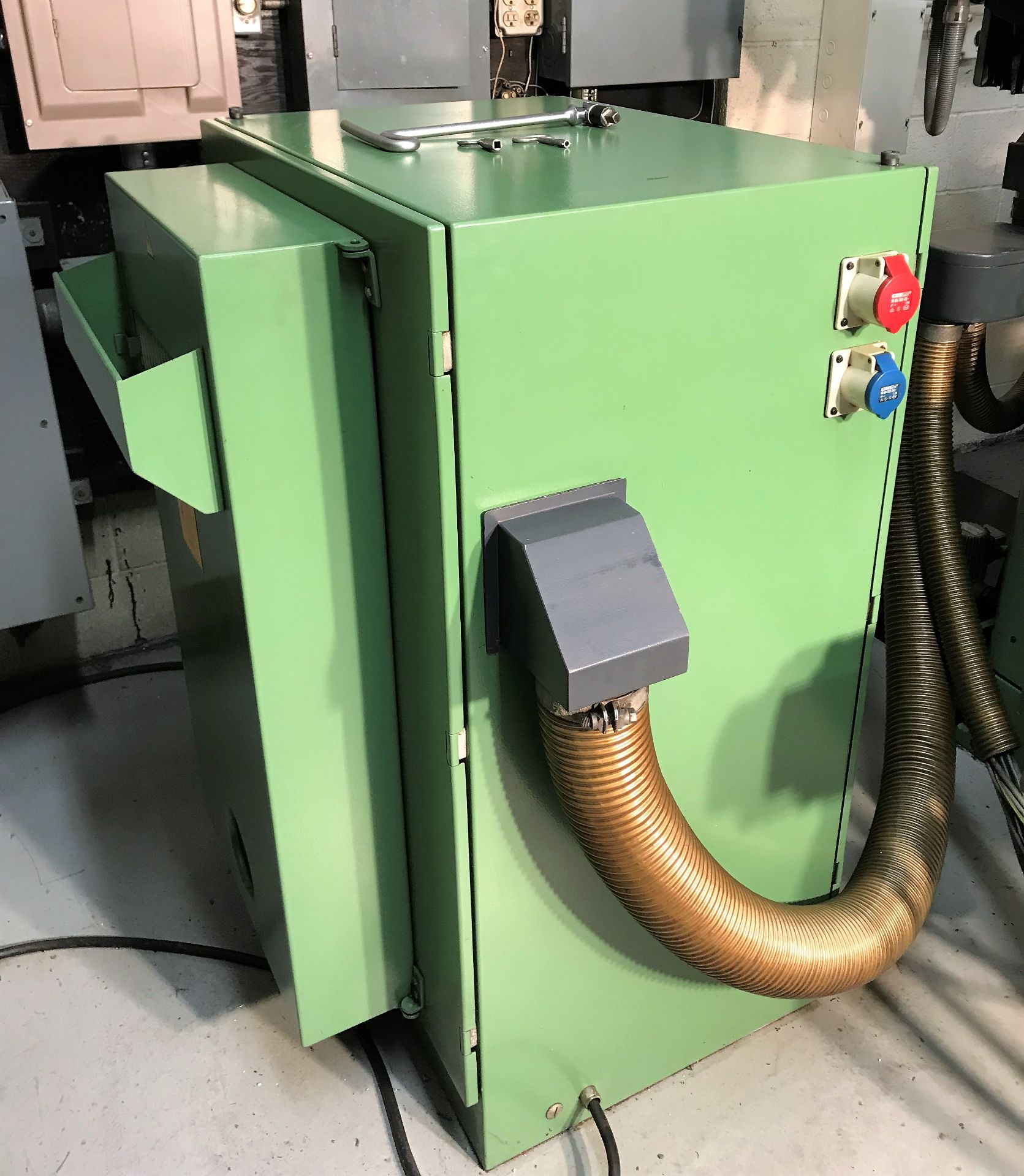 Deckel Mod. FP4 NC Universal Vert / Horiz CNC Milling Machine S/N 2810 ...