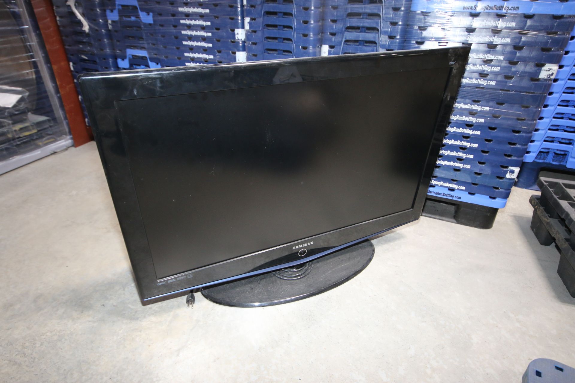 Samsung 44” Flat Screen TV, M/N LN-S4051D, S/N AEGG3CFL705218F ...