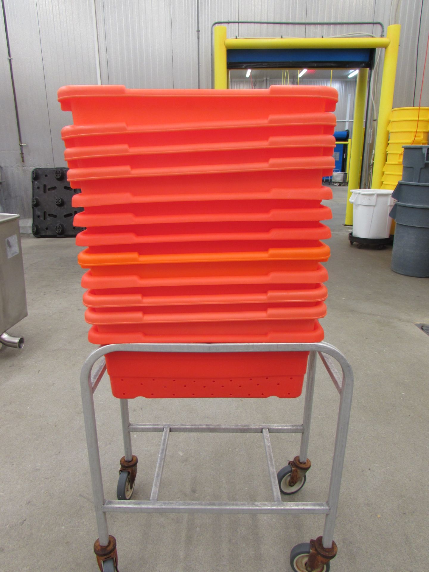 Hantover & Toteall 2000 Stack & Nest Poly Meat Lug Totes, Approximately ...