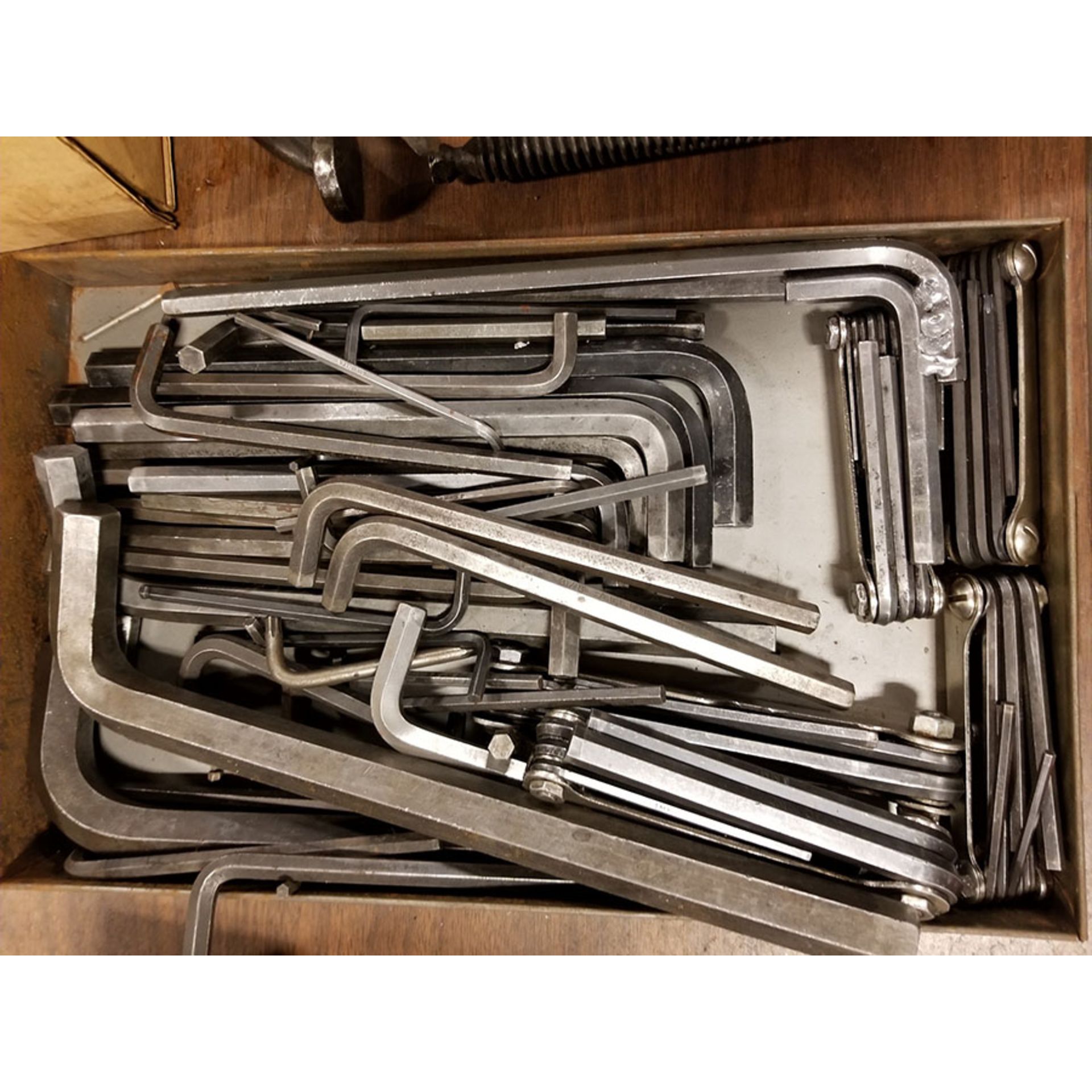 ASSORTED SIZE ALLEN WRENCHES LARGE TO SMALL 5 ASSORTED SIZE ASSORTED SIZE ALLEN WRENCHES LARGE TO SMALL 5 ASSORTED SIZE
