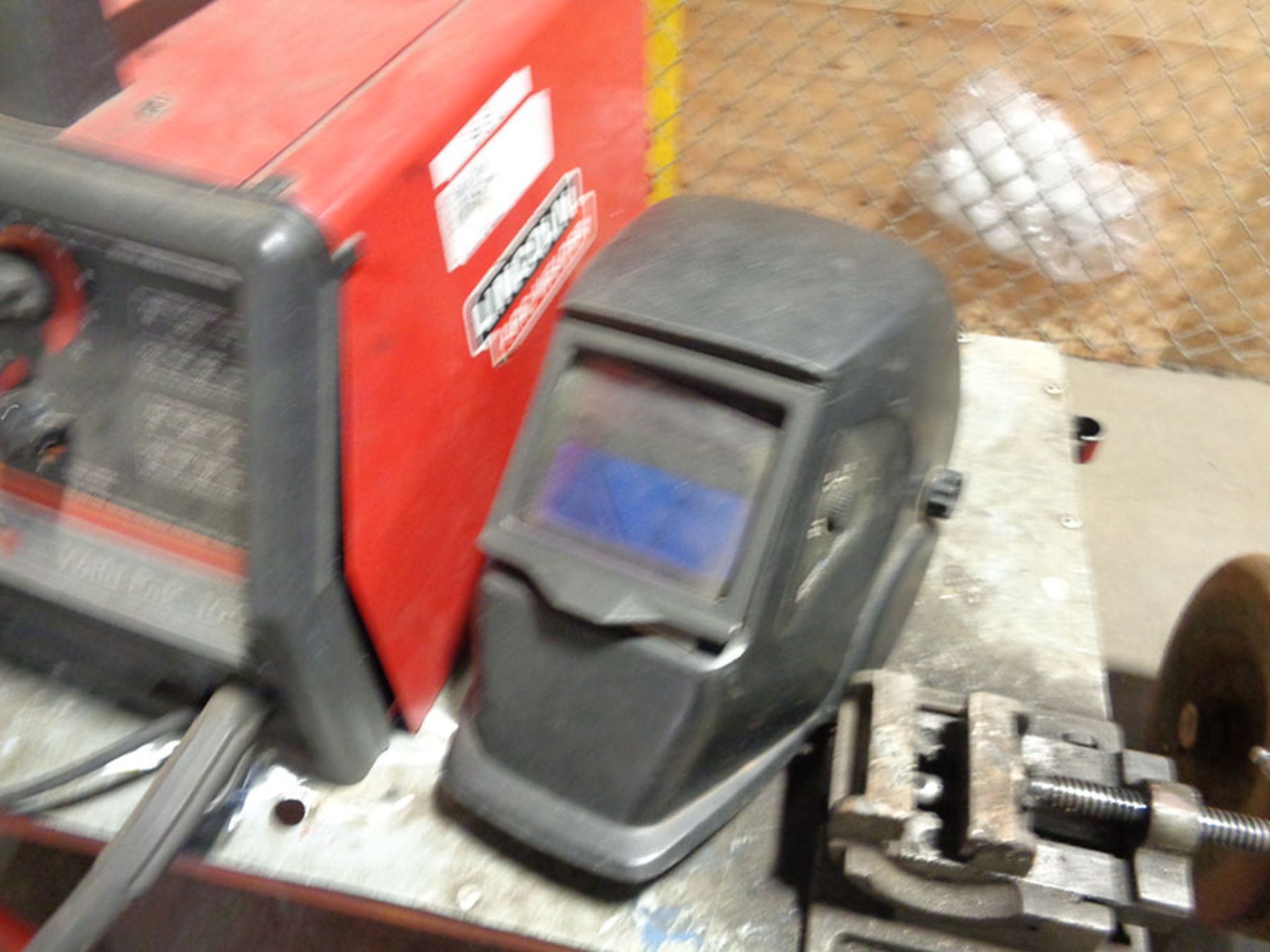 LINCOLN ELECTRIC WELD-PAK 100 ARC WELDING POWER SOURCE AND WIRE FEEDER ...