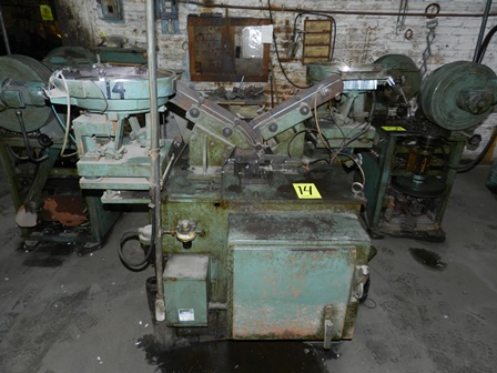 Máquina de ensamble automático de remaches y clavos marca Roy modelo rm ...
