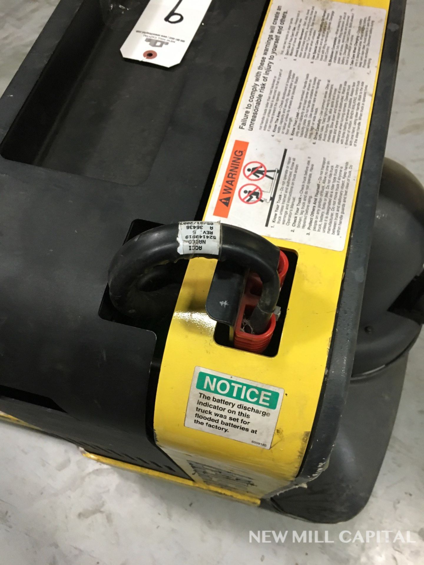 Hyster Model W40Z Electric Pallet Jack, 24V Battery, 4000 LB Capacity ...
