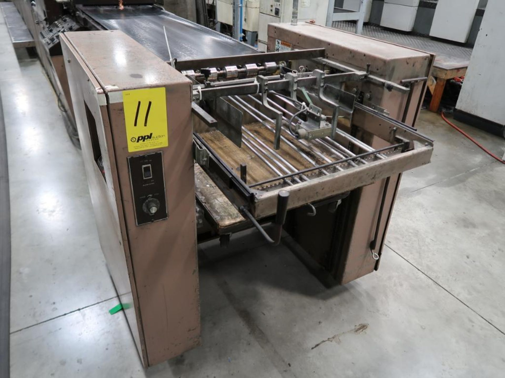 Didde Model 860 Web Press, Serial No. 278-548, 8-Color, 17.7 in x 22 in ...