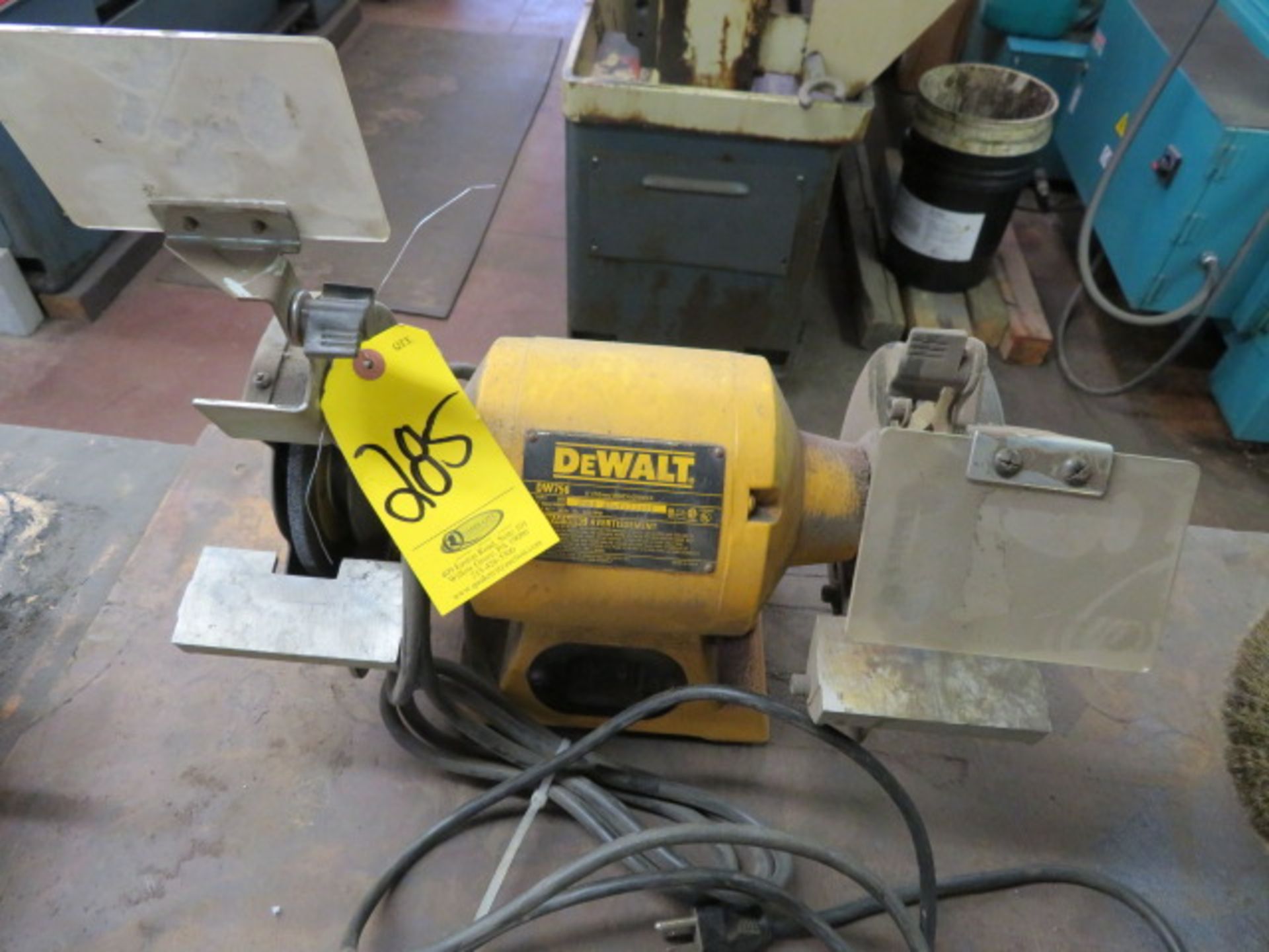 DEWALT DBL. END 6" BENCH GRINDER, MDL. DW756