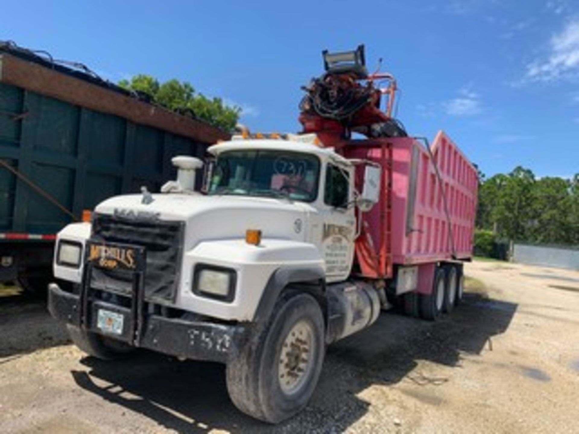 2003 MACK GRAPPLE TRUCK - VIN #1M2P267C83M166686 - WHITE - DIESEL ...