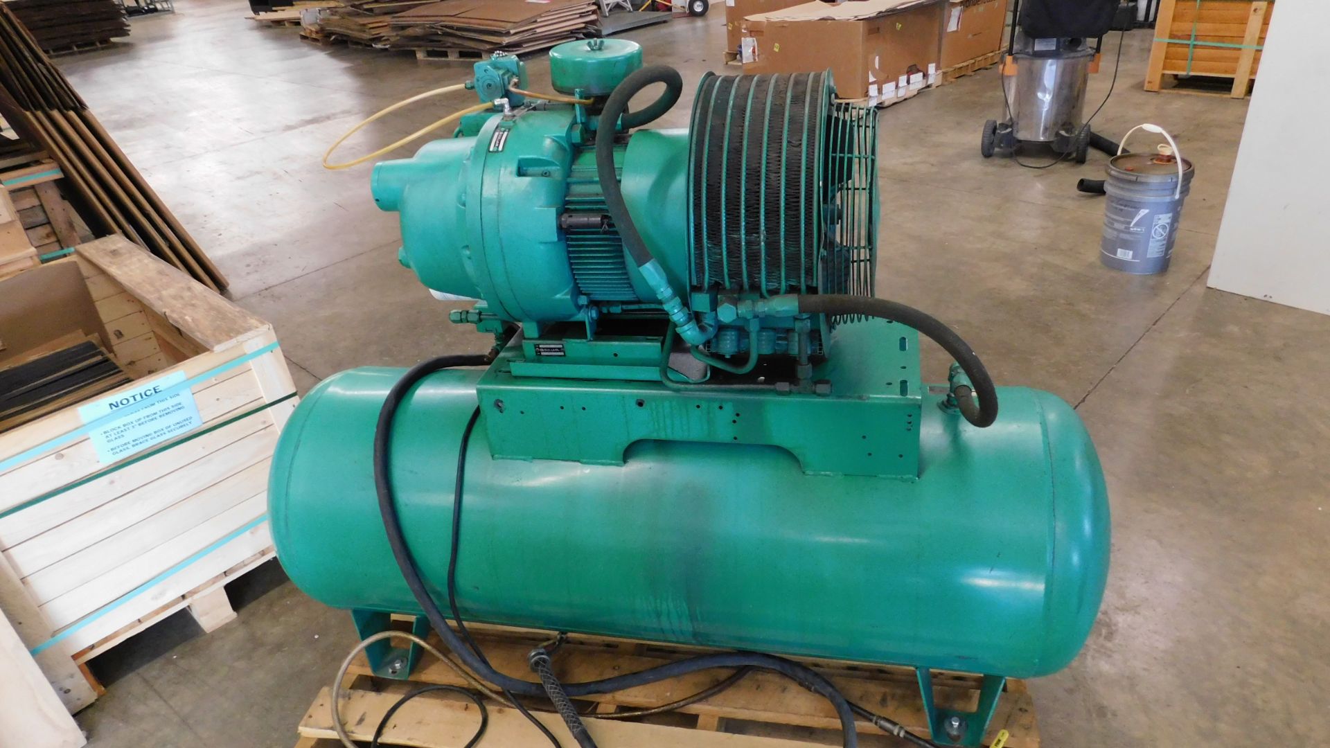 Sullair 7.5 HP Air Compressor, s/n 006-0200-8433, Loading Fee $50.00
