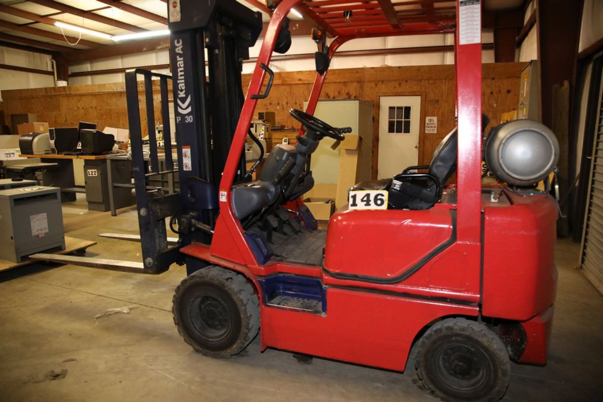 KALMAR / AC FORKLIFT 4000 LBS CAPACITY LP GAS - MODEL P50BXPS HARD ...
