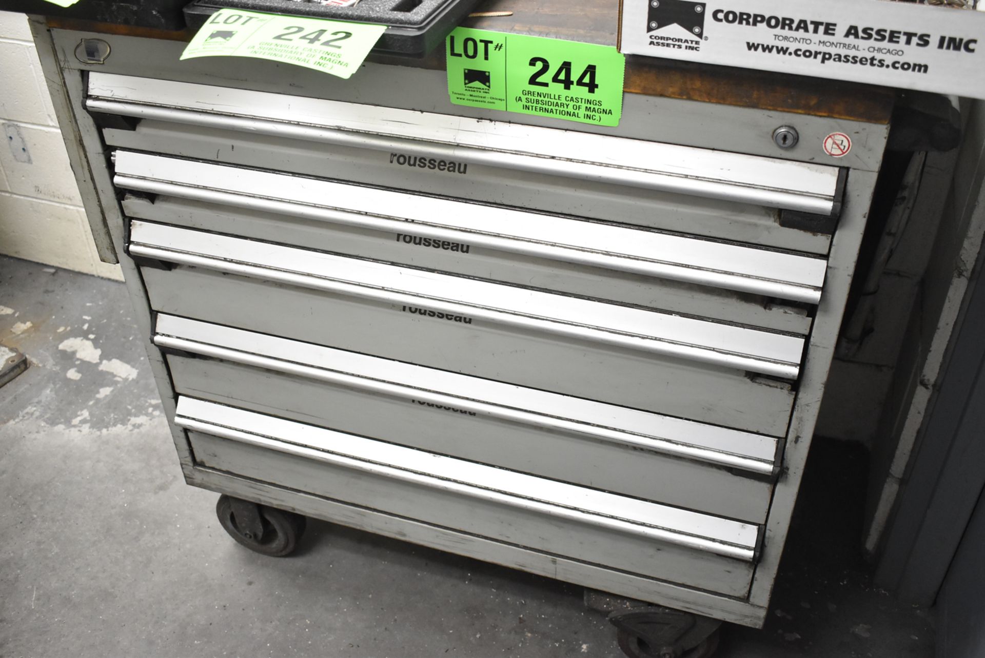 ROUSSEAU 5 DRAWER ROLLING TOOL CABINET