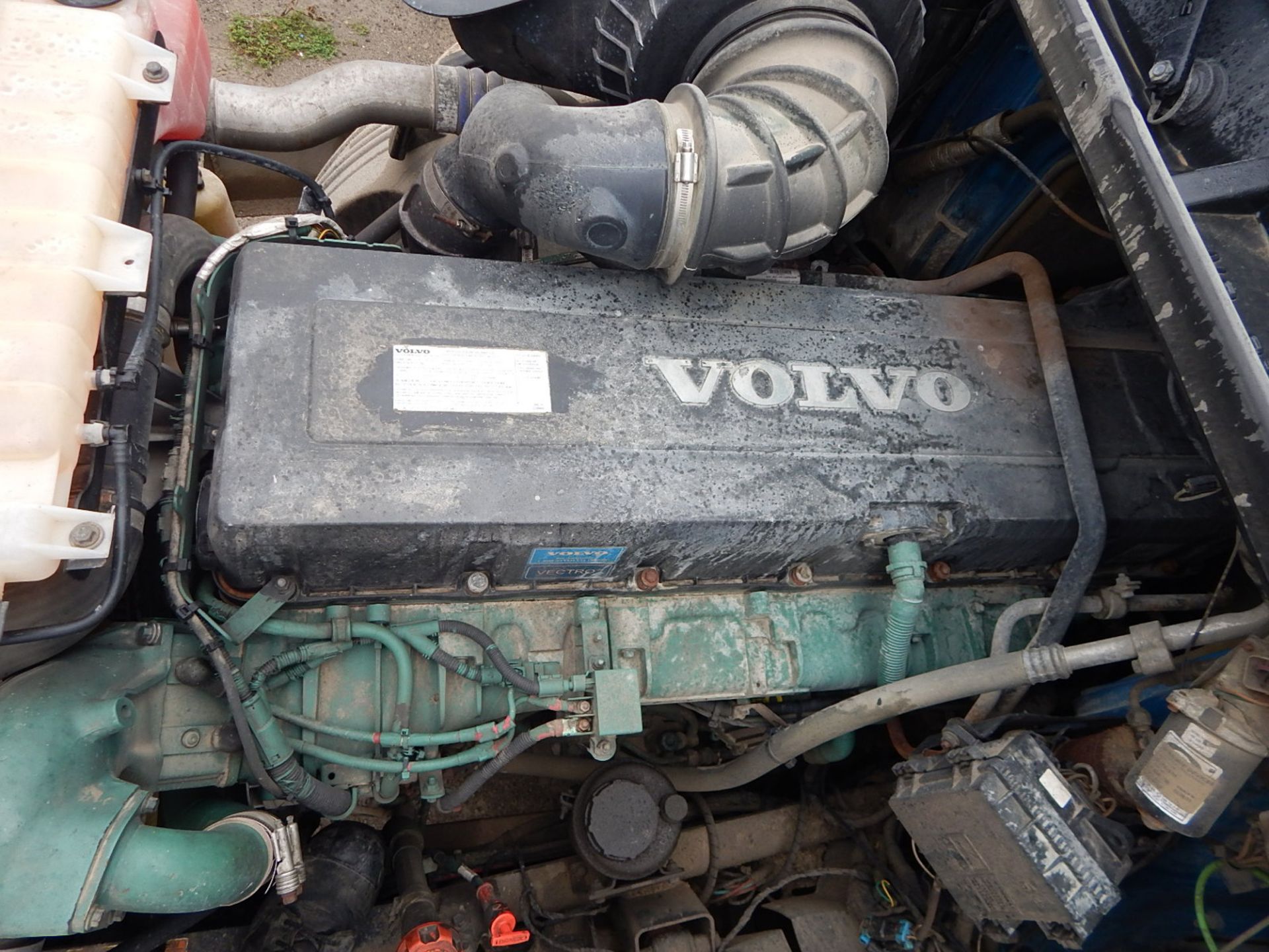 VOLVO (2015) D16 TRUCK WITH D16 J600 600HP DIESEL ENGINE, 18 SPEED ...