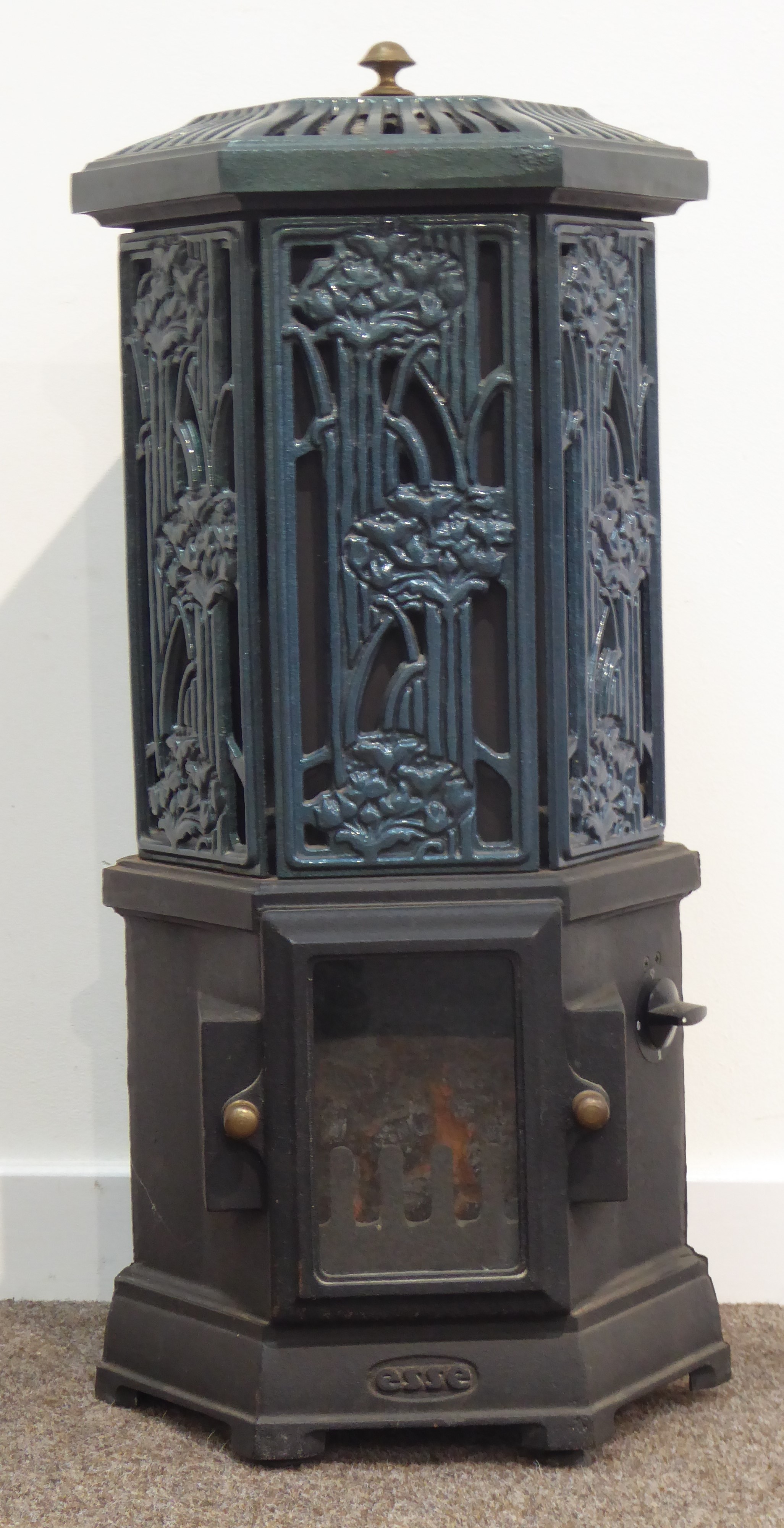 Esse 'Solo' French style cast iron electric fuel effect stove heater ...