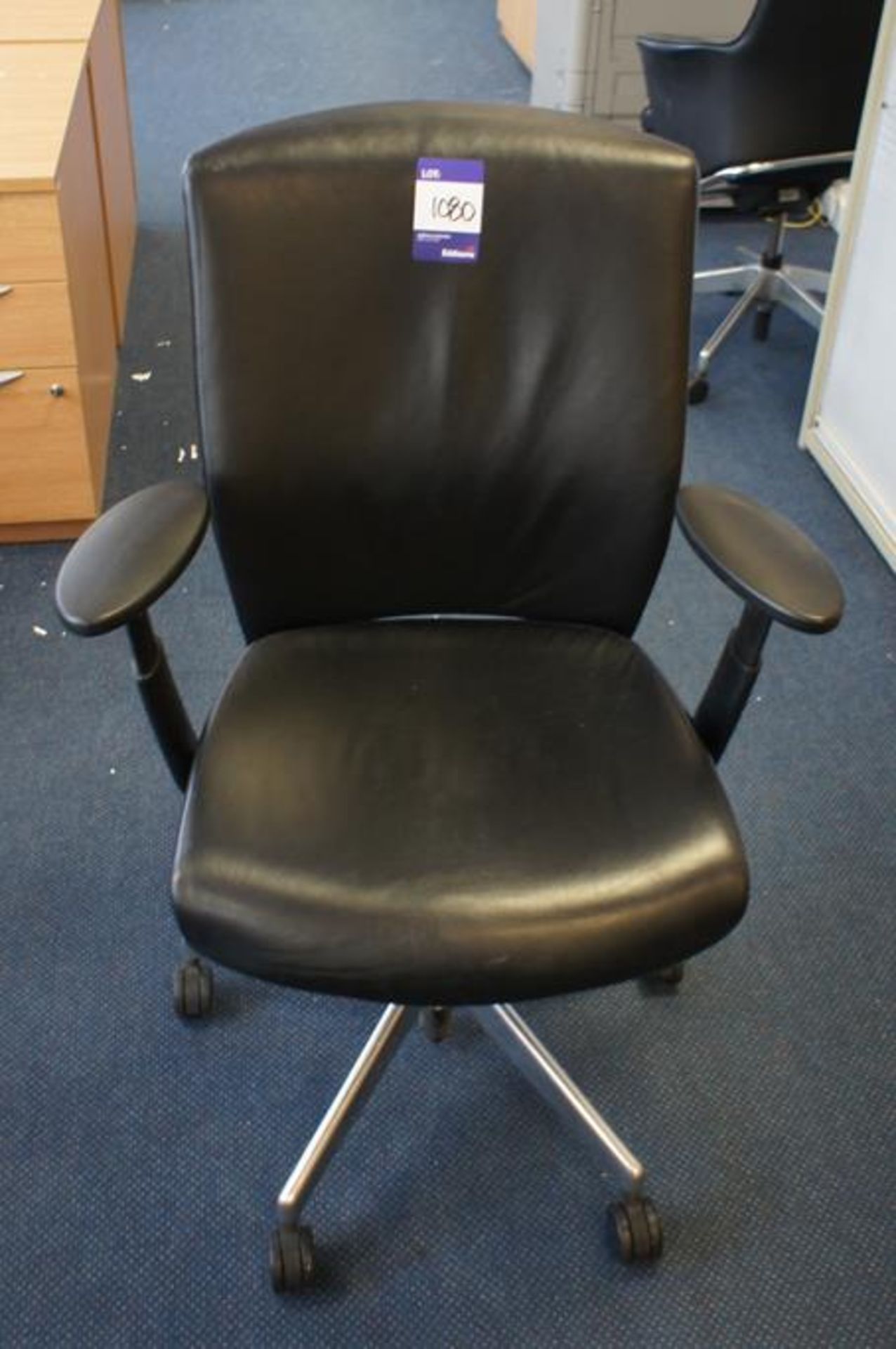 * Senator E740MF Black Leather Office Chair Photographs are provided ...