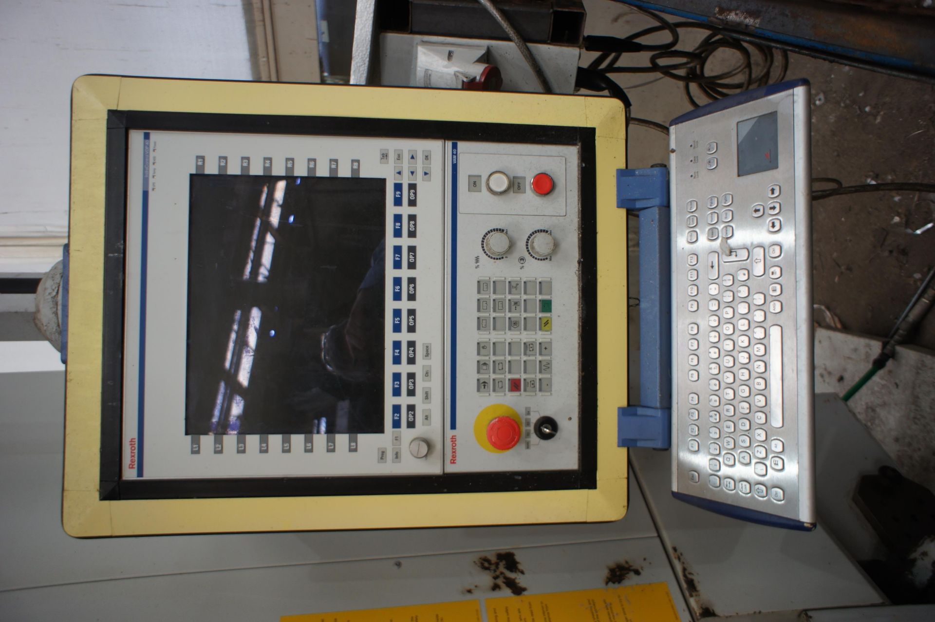 GROB G520 4 Axis CNC Twin Spindle Horizontal Machining Centre, 2 ...