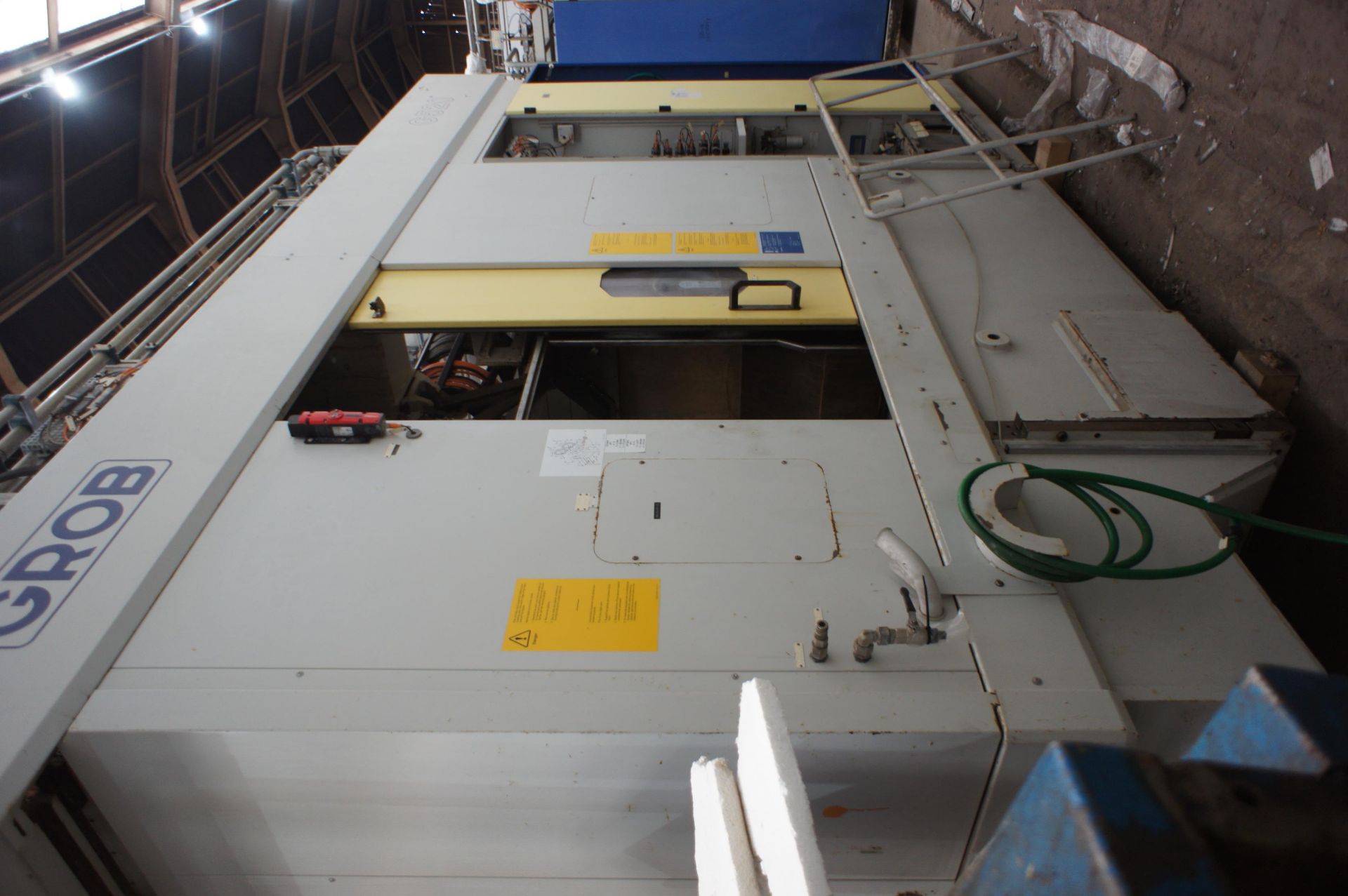 GROB G520 4 Axis CNC Twin Spindle Horizontal Machining Centre, 2 ...