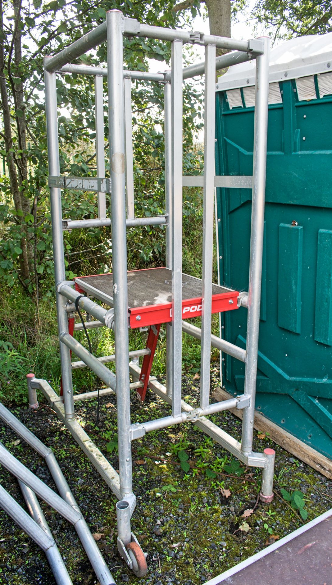 Mi - Pod aluminium scaffold podium tower