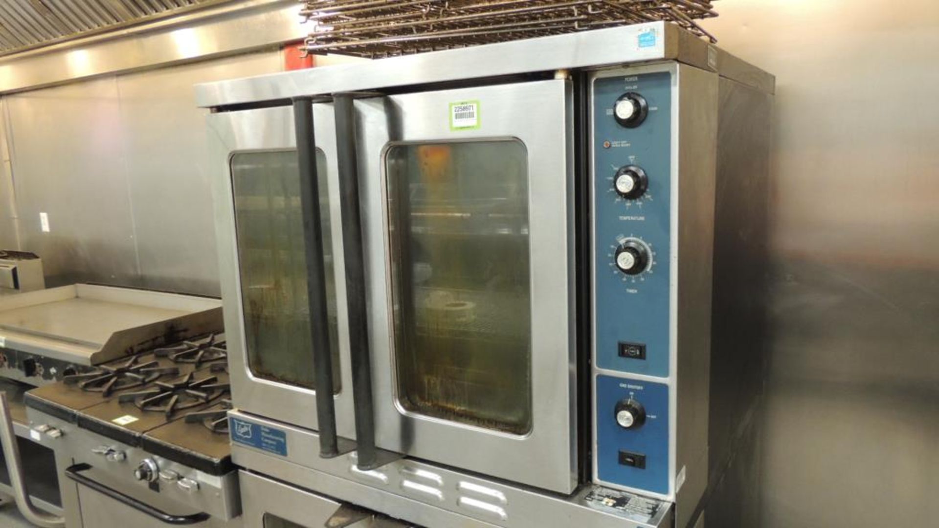 Duke Double stack gas convection oven, on rollers. HIT# 2258971. Loc ...