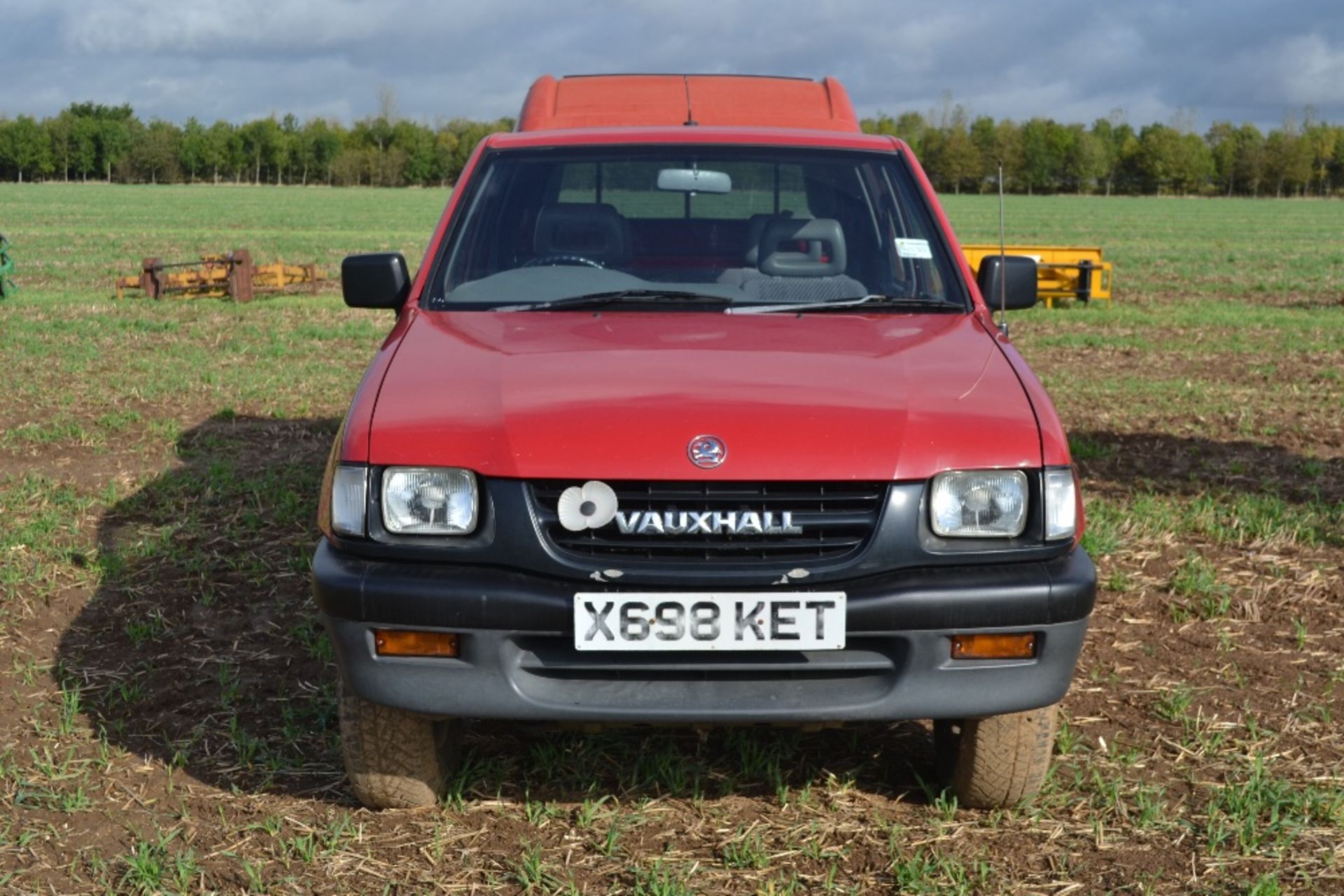 vauxhall-brava-double-cab-pick-up-registration-x698-ket-date-of-first