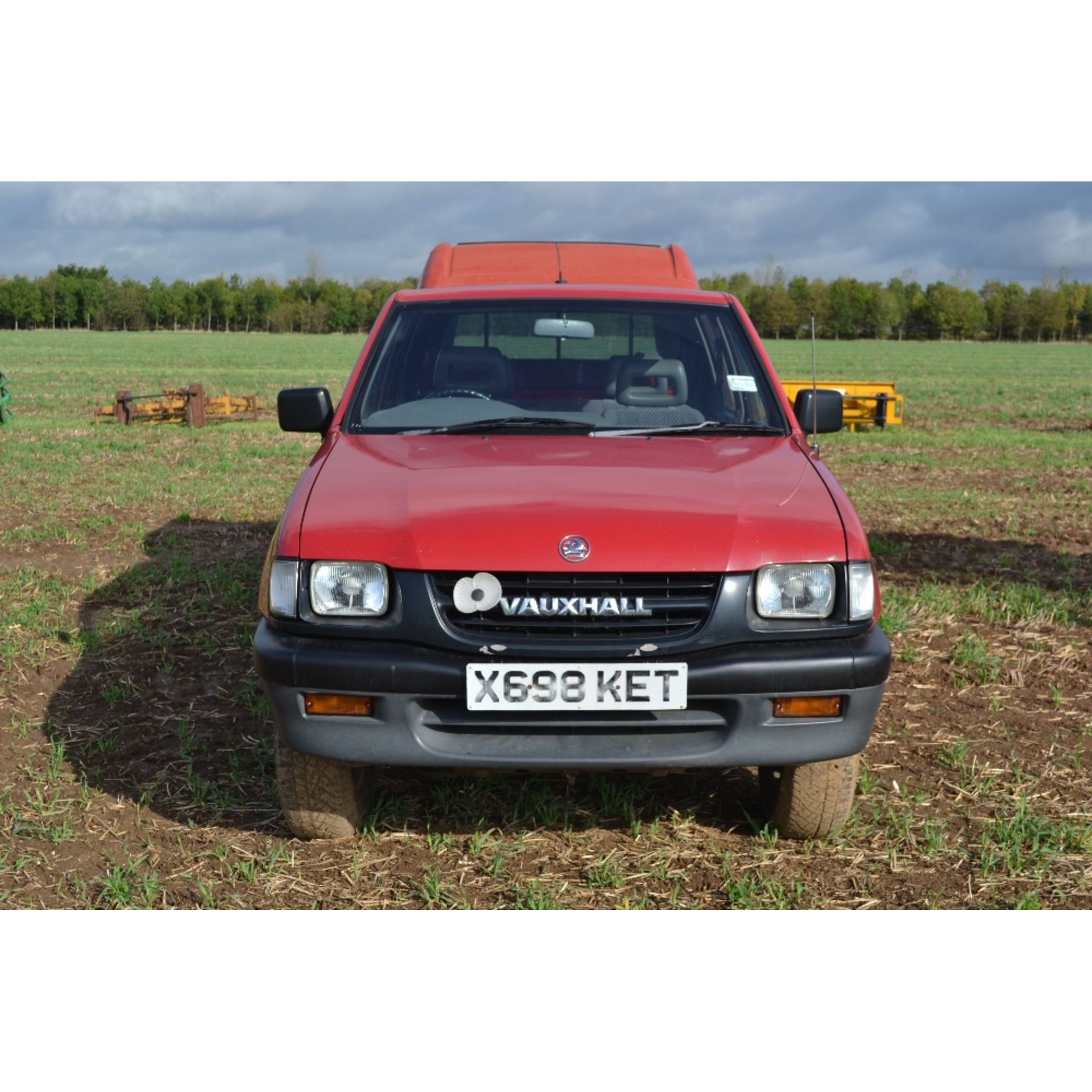Vauxhall Brava Double Cab Pick up Registration X698 KET Date Of First Vauxhall Brava Double Cab Pick up Registration X698 KET Date Of First