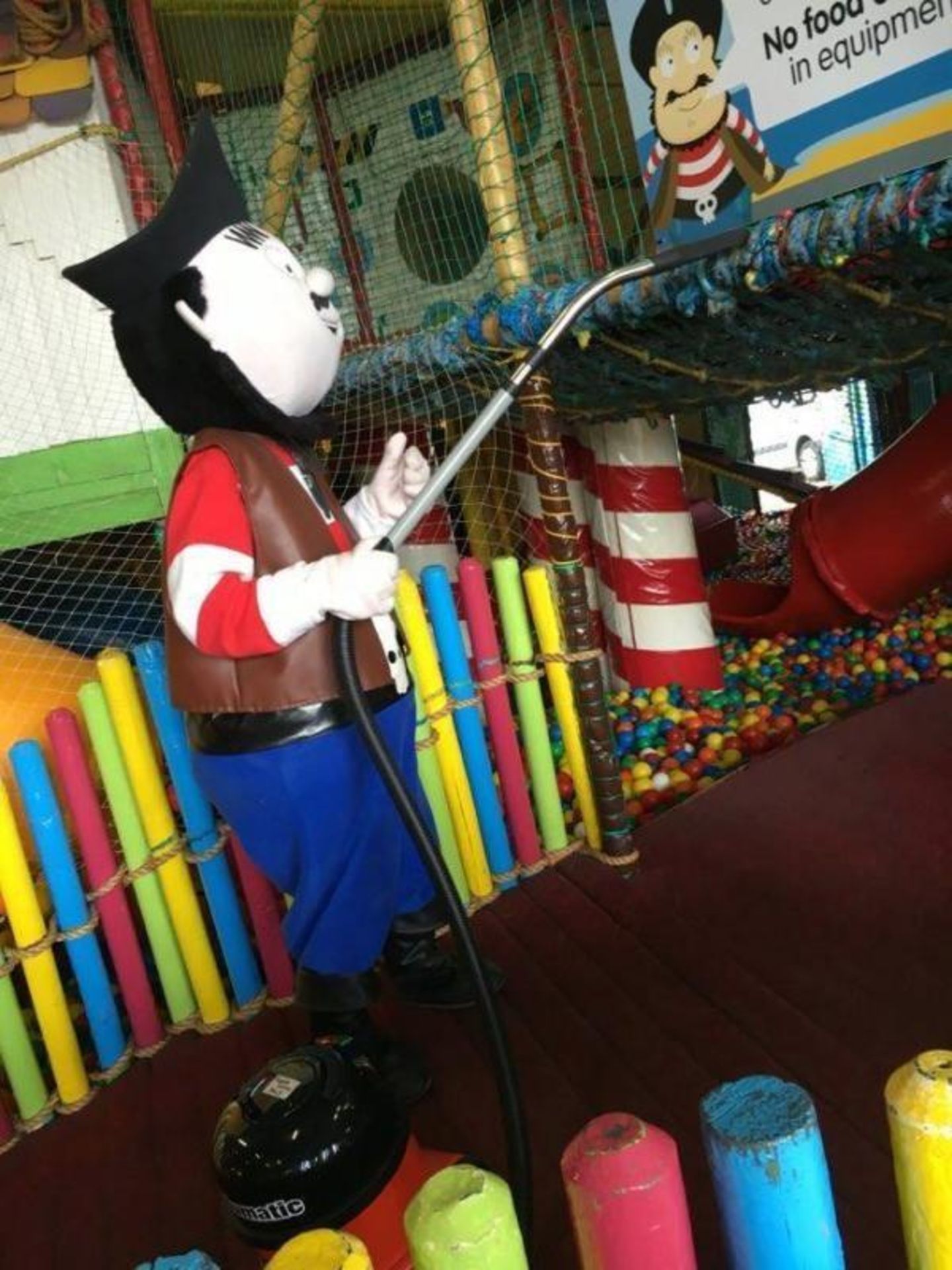 1 x Adult Size Puddletown Pirate Costume - Includes Head, Jacket ...