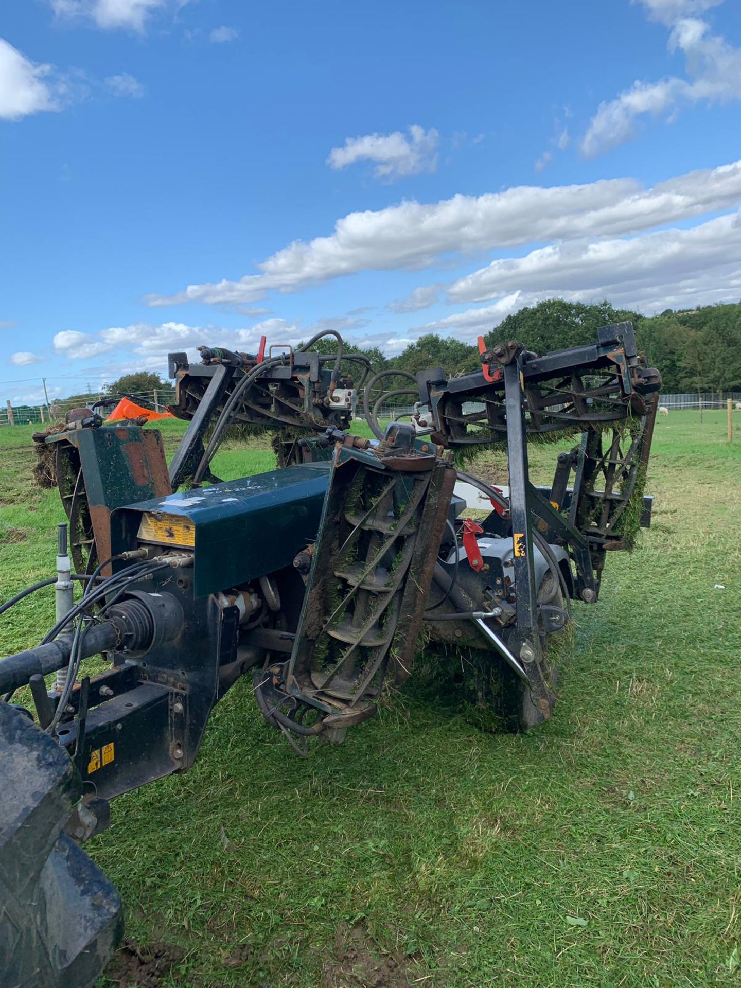 DS - HAYTER TM749 7 GANG TRAILED CYLINDER MOWER, YEAR 2010, MASS: 1110 ...