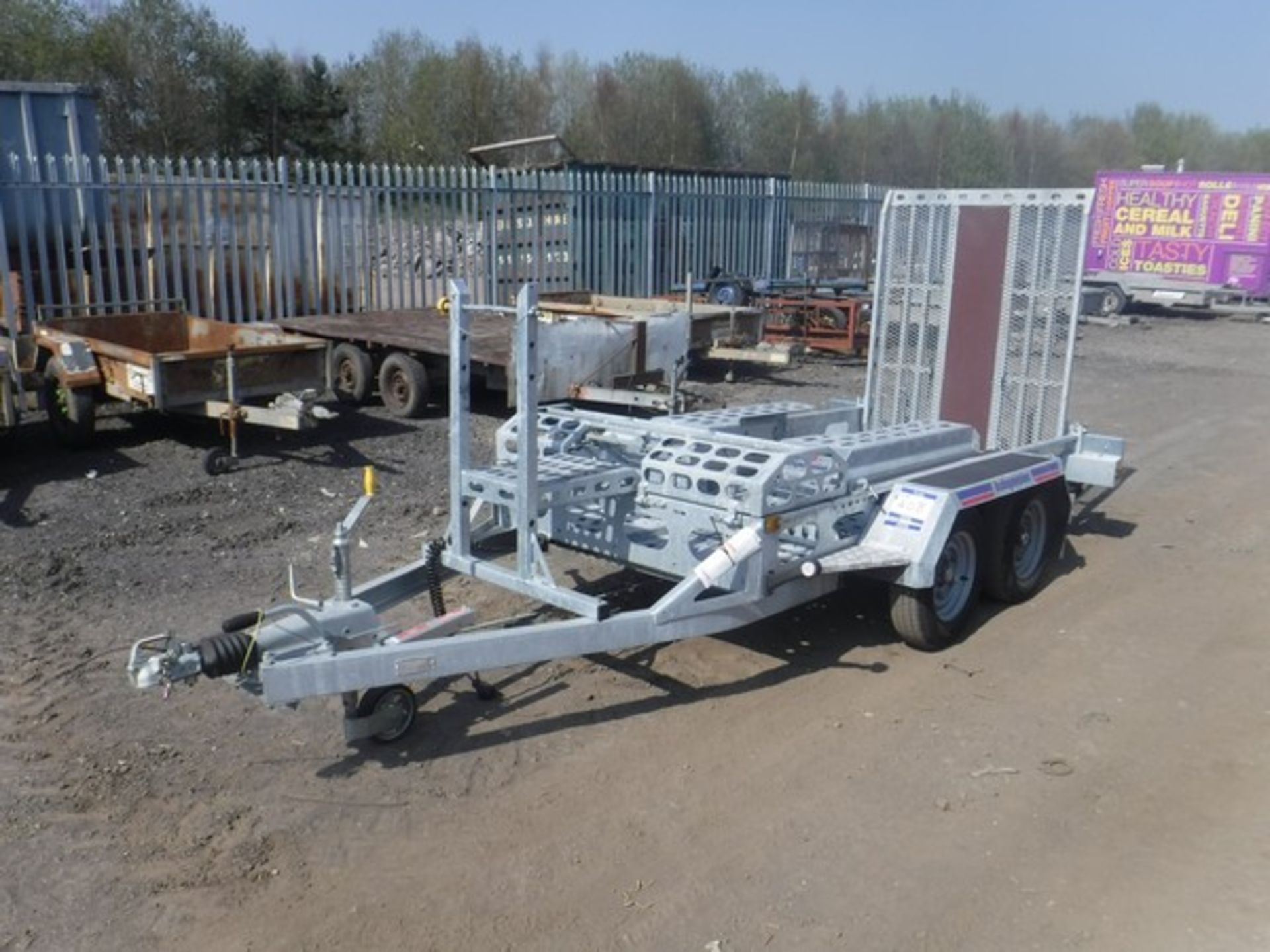 INDESPENSION TWIN AXLE PLANT TRAILER 16X5 C/W ADJUSTABLE STRAPLESS ...