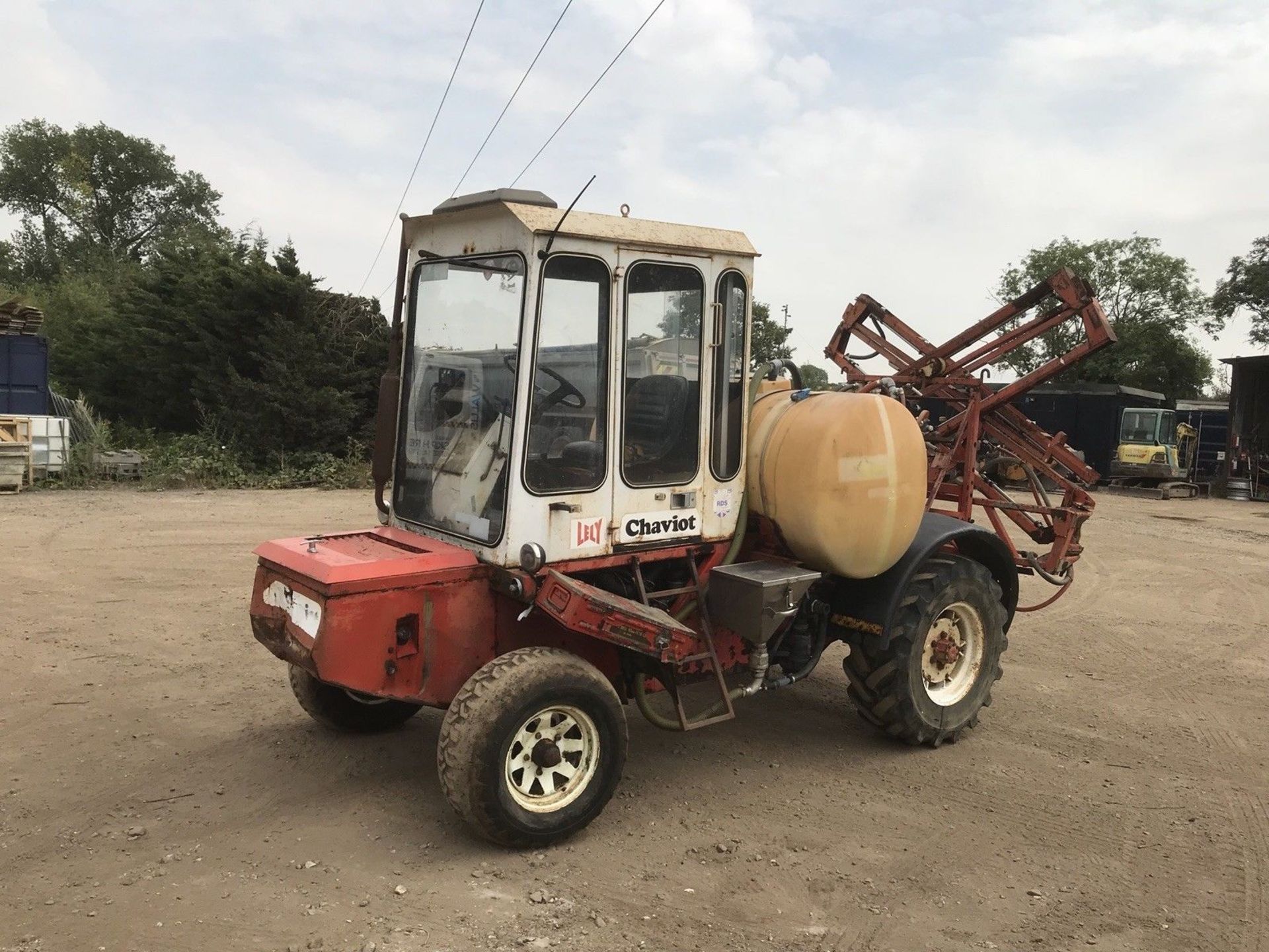 Lely Chaviot Sprayer, VW industrial engine which starts easily and runs ...