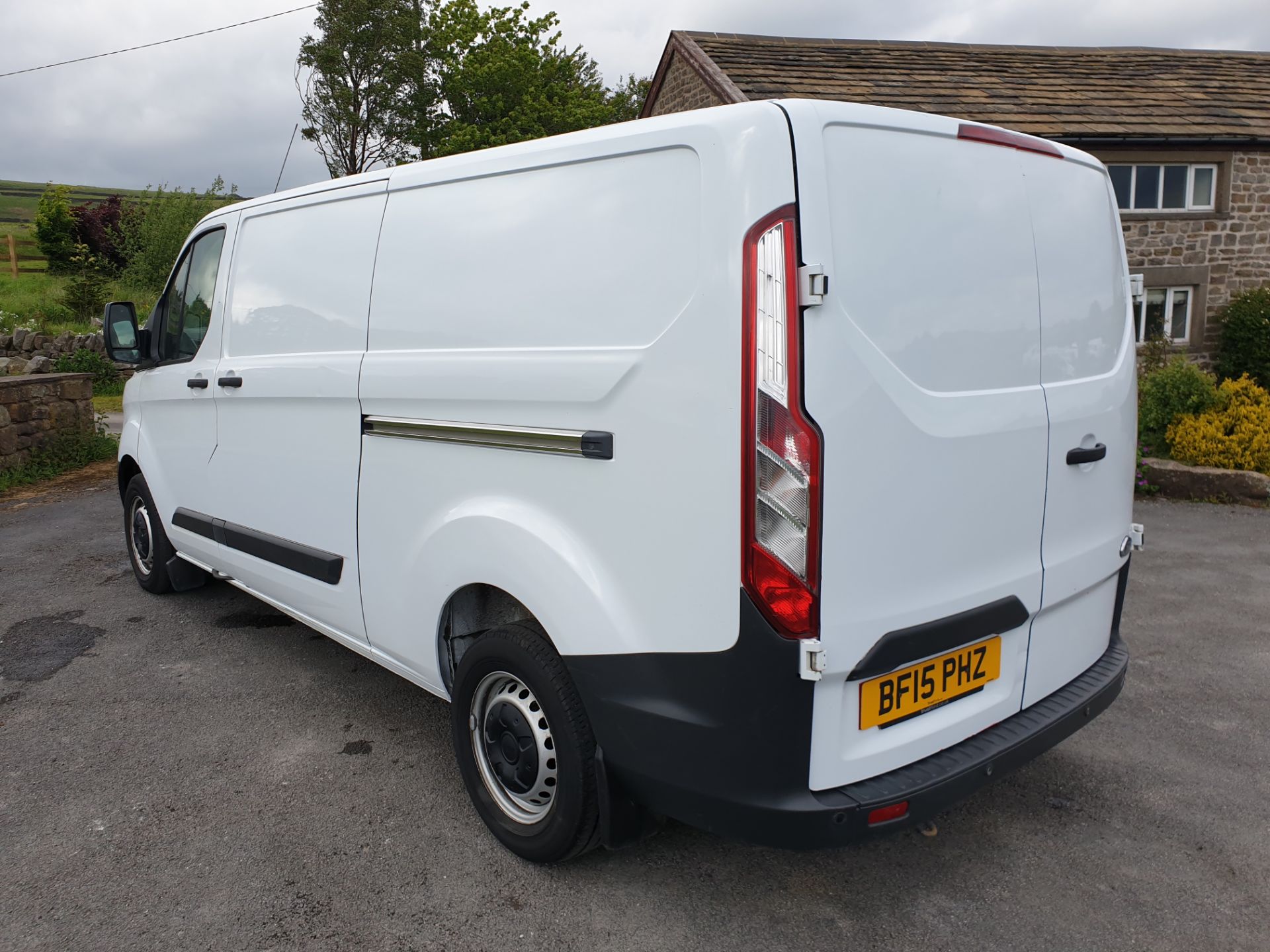 2015 / 15 Ford Transit L2H1, Side door, Ply lined . 95532 miles. Starts ...