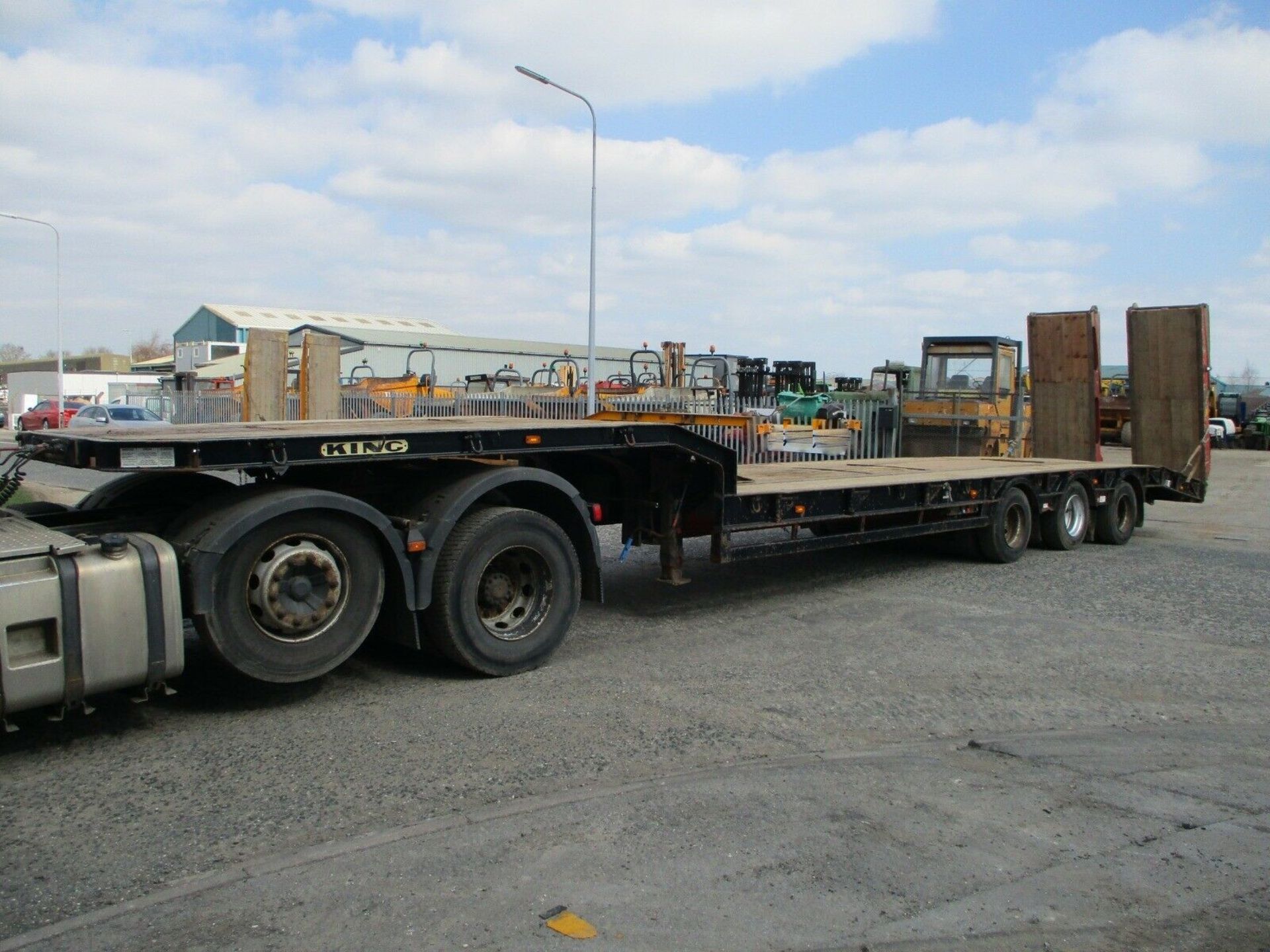 King GTS44/3 Low Loader Trailer Year 2009 Electro hydraulics ramps air ...