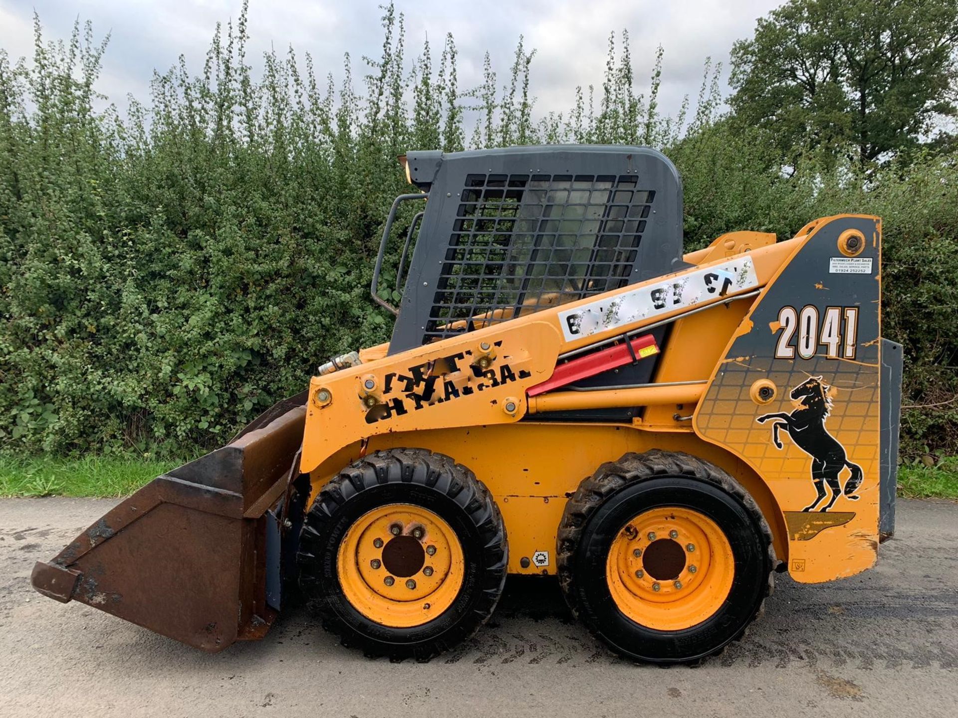 Mustang 2041 Skid steer Loader 2008 Year 504 hours starts first time ...