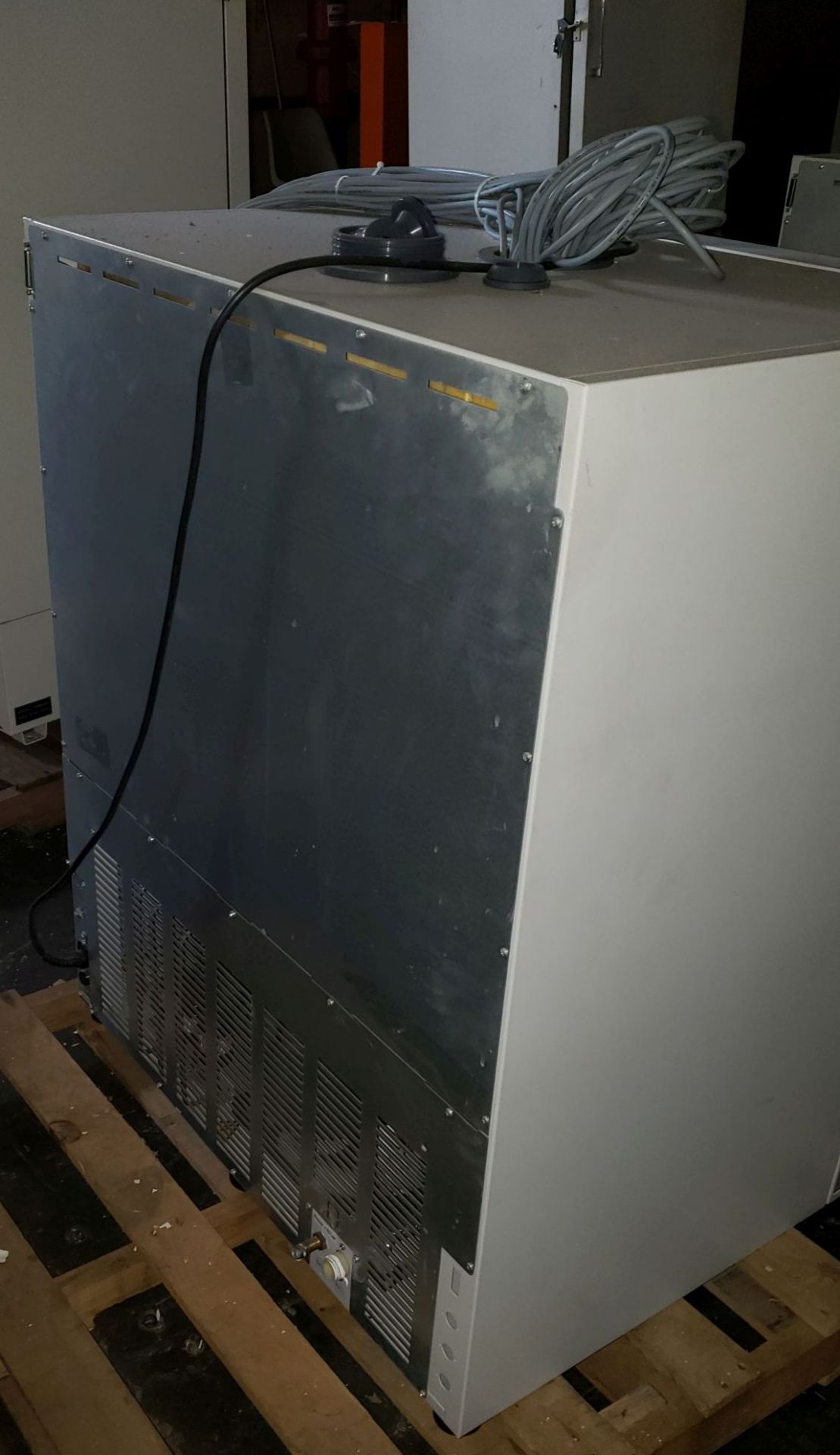 Binder Oven, model KBF 115, 100 deg C nominal temperature, IP 20 ...