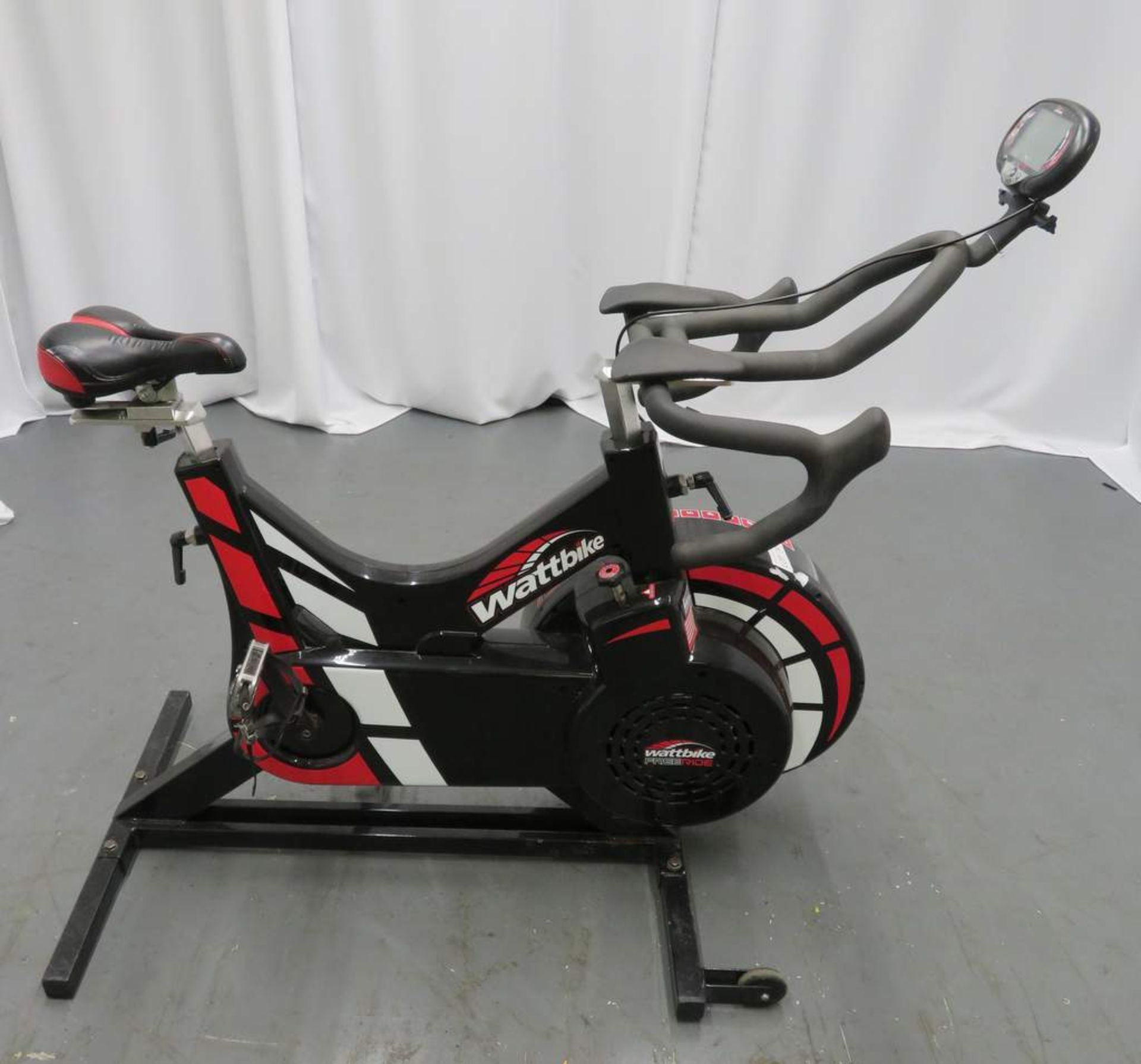 Watt Bike Class: SA Exercise Bike, Complete With Digital Console ...