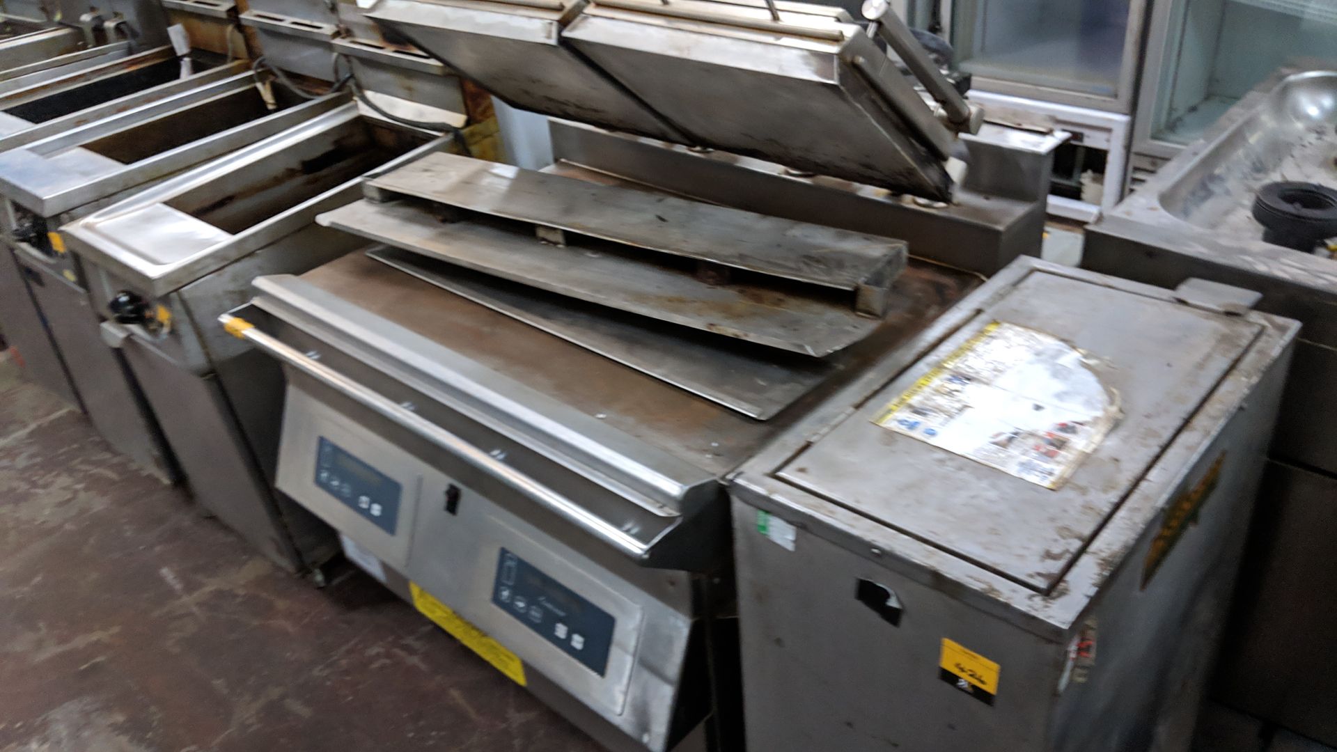 Ex-McDonalds Garland mobile twin contact grill system with modern ...